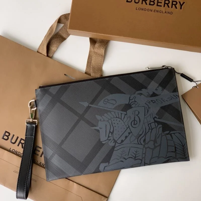 Inexpensive Burberry Clutch Bags