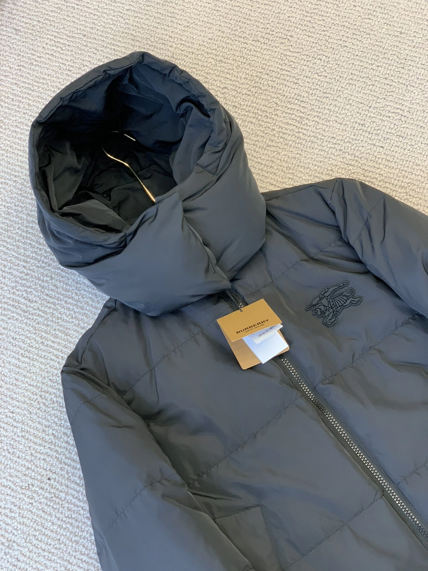 Inexpensive Burberry Down Jackets
