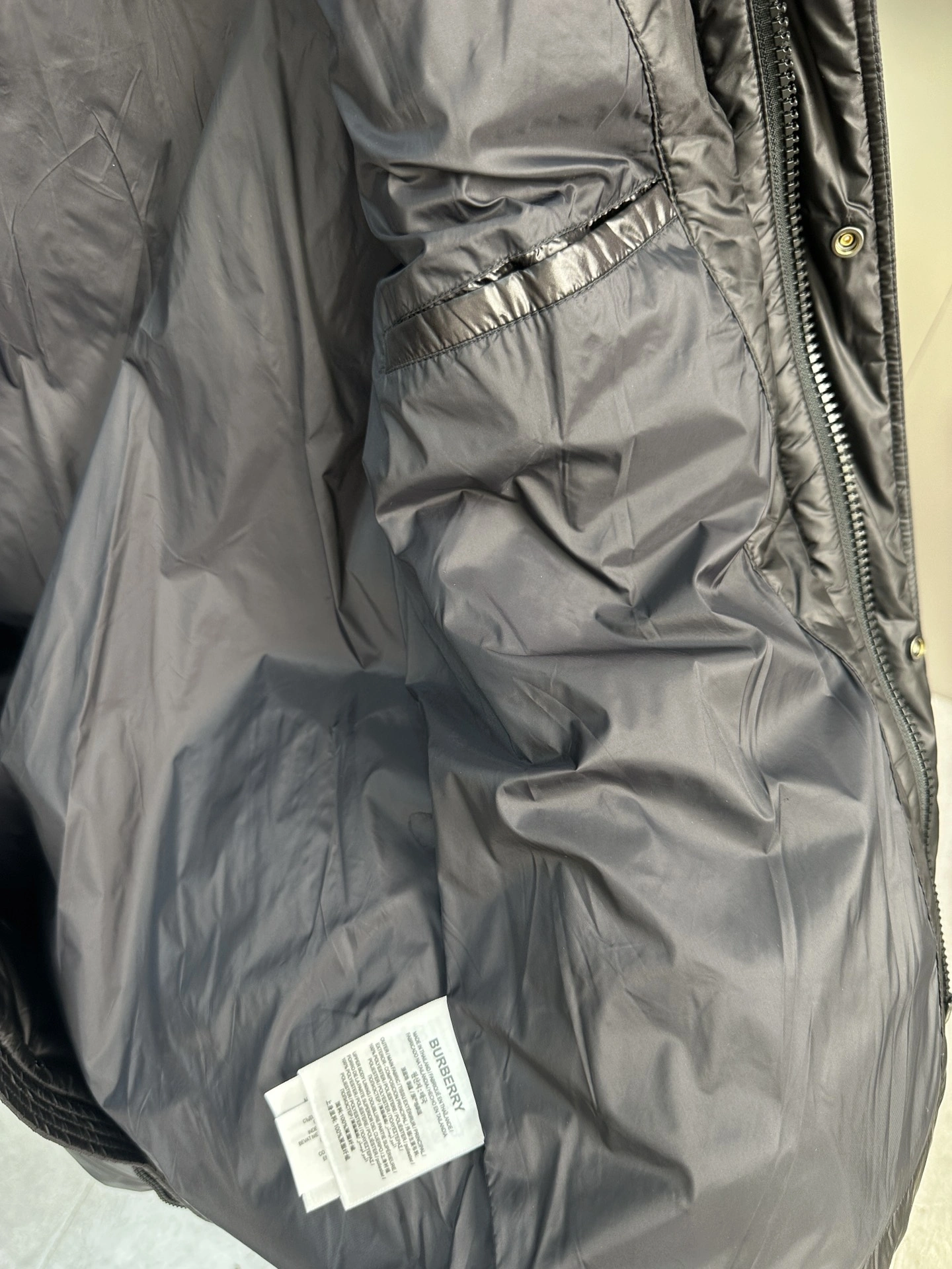 Low-cost Burberry Down Jackets