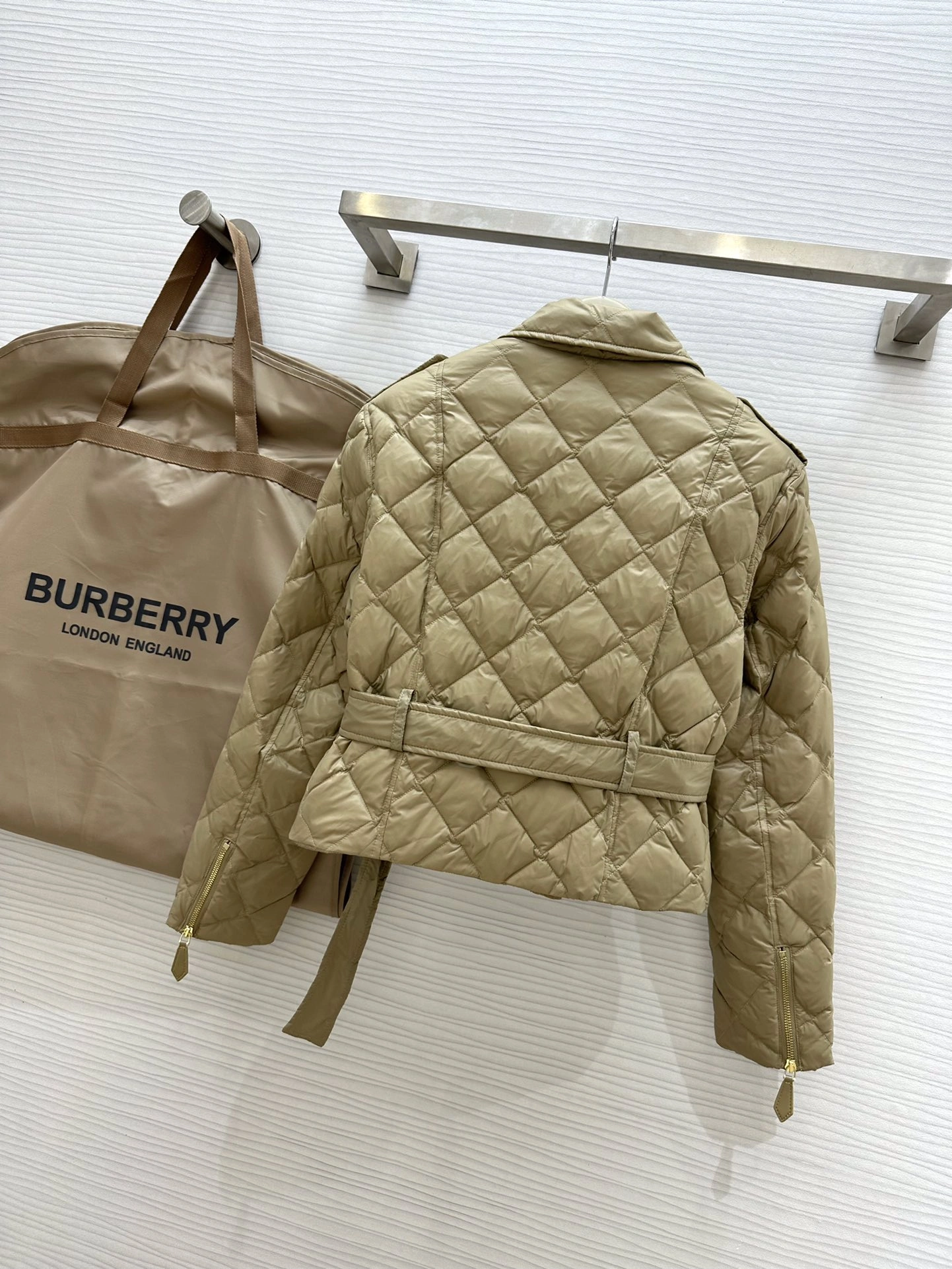 High accuracy Burberry Down Jackets