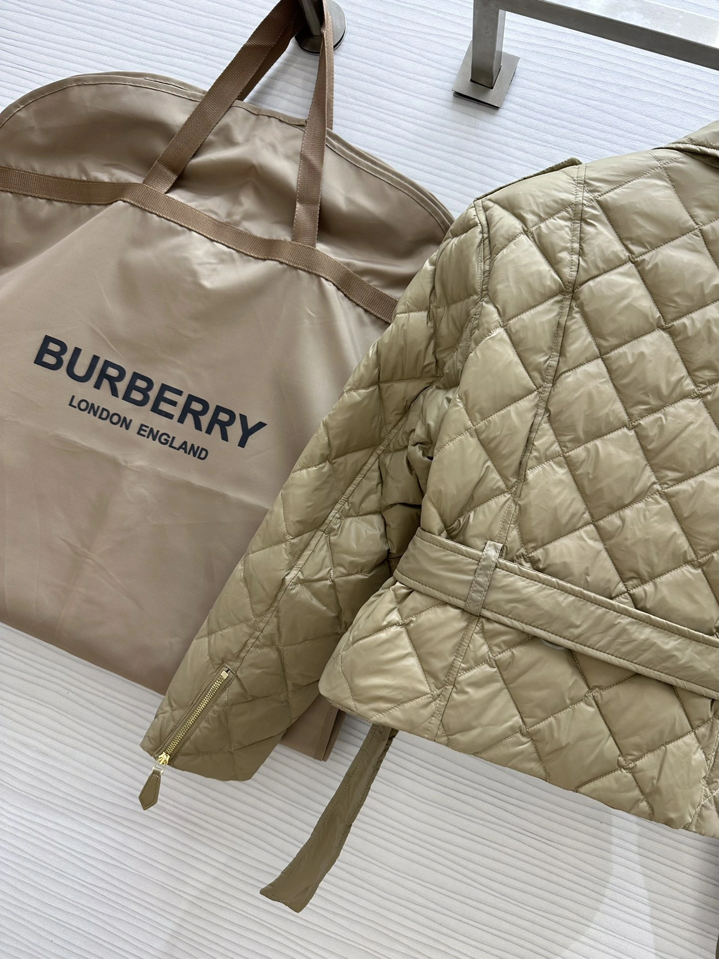 High accuracy Burberry Down Jackets