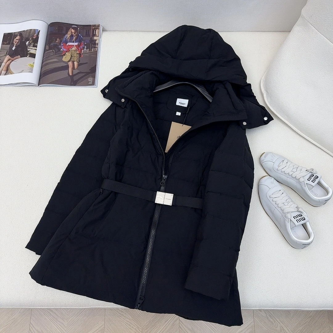 Low-cost Burberry Down Jackets