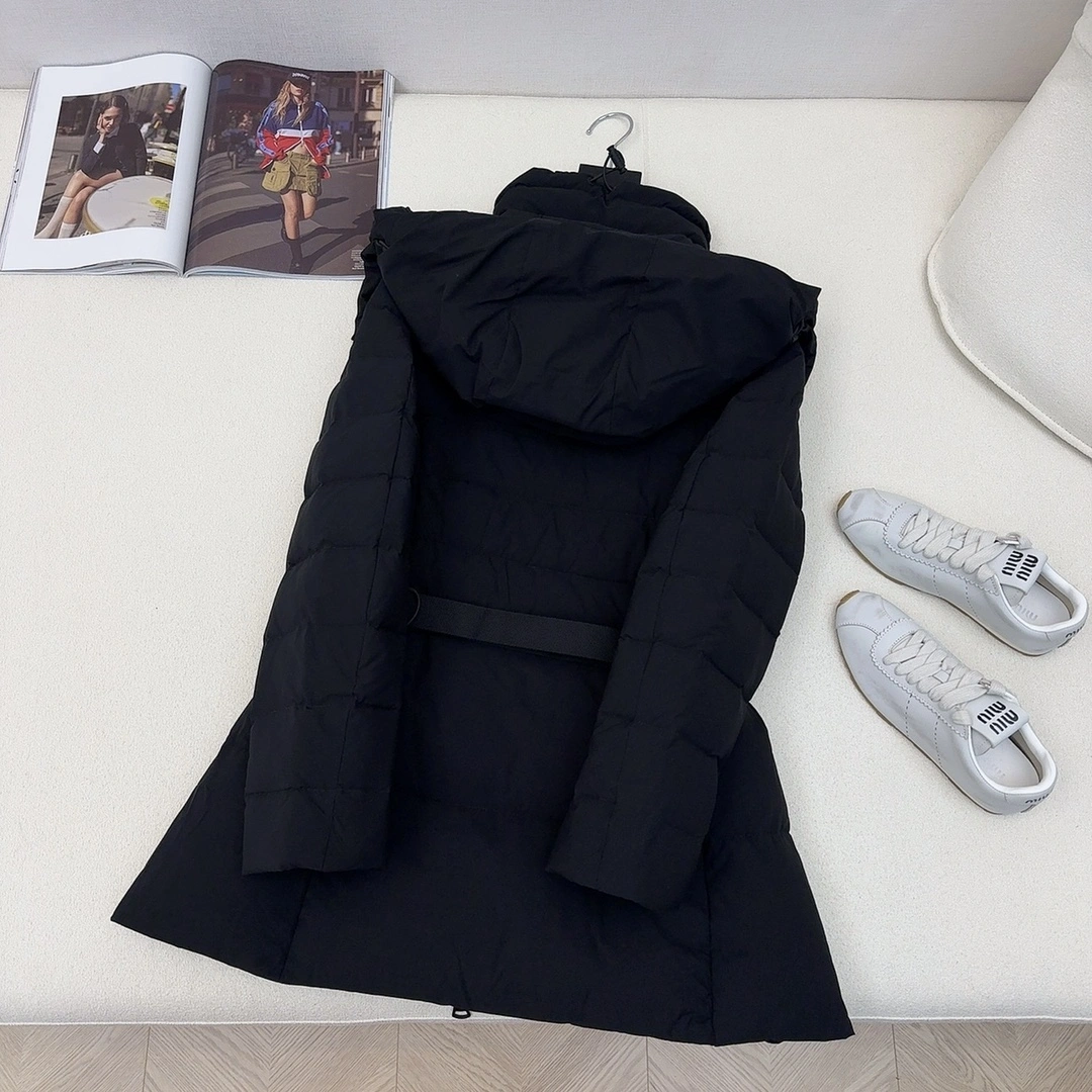 Low-cost Burberry Down Jackets