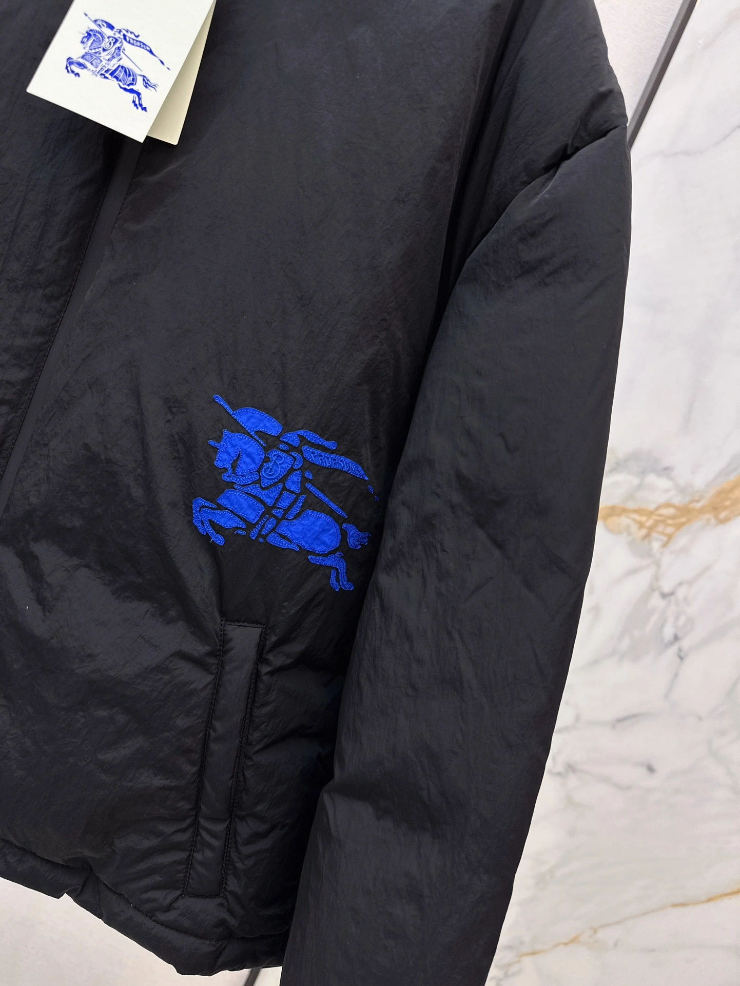Low-cost Burberry Down Jackets