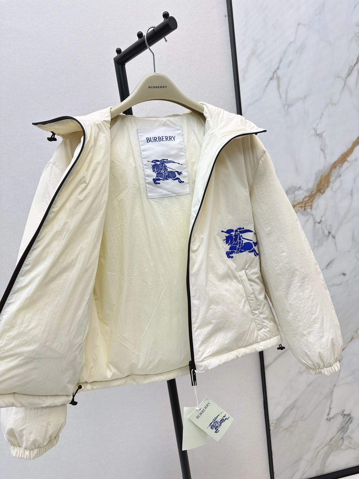 Top mirror Burberry Down Jackets