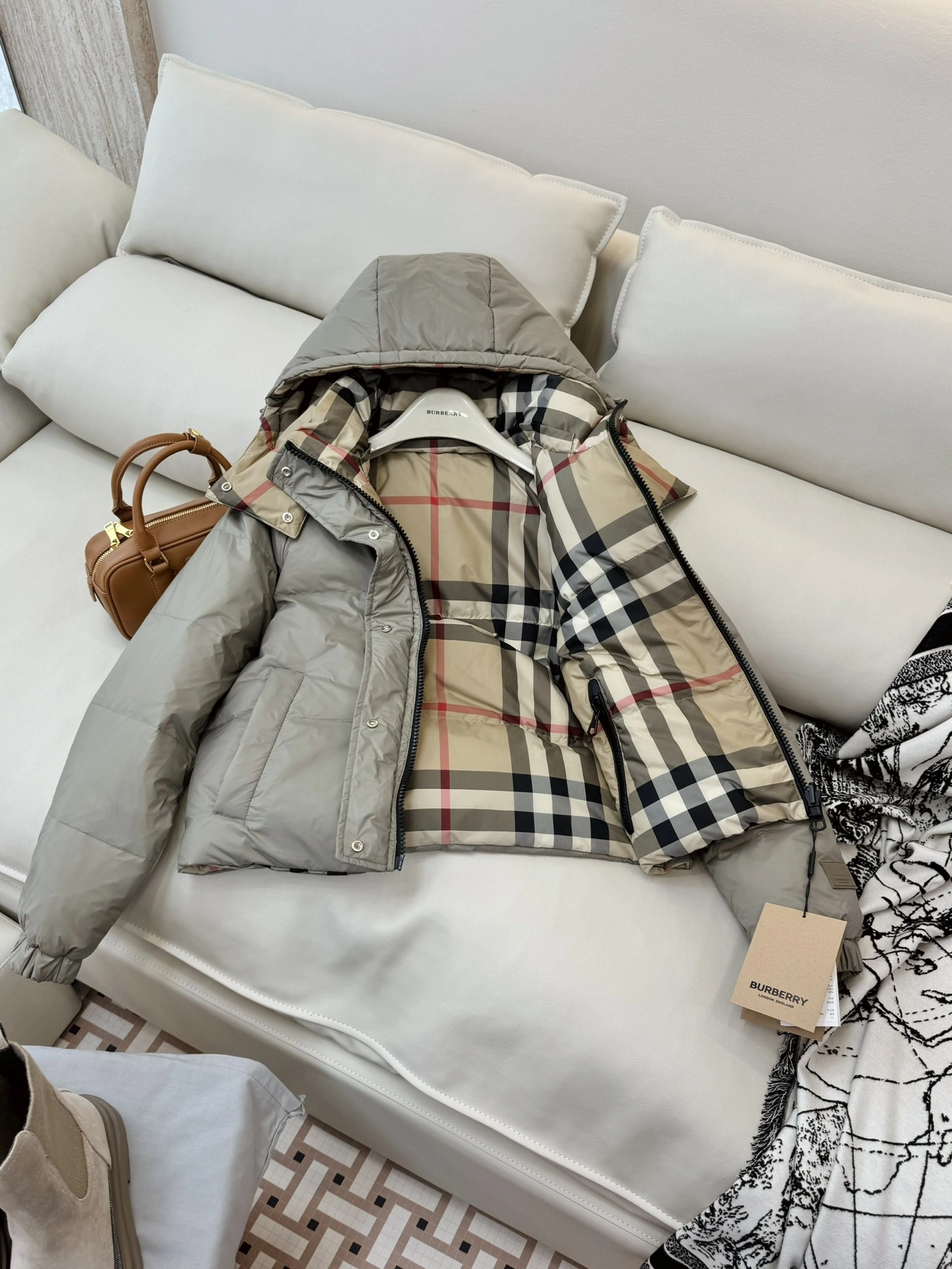 Affordable Burberry Down Jackets
