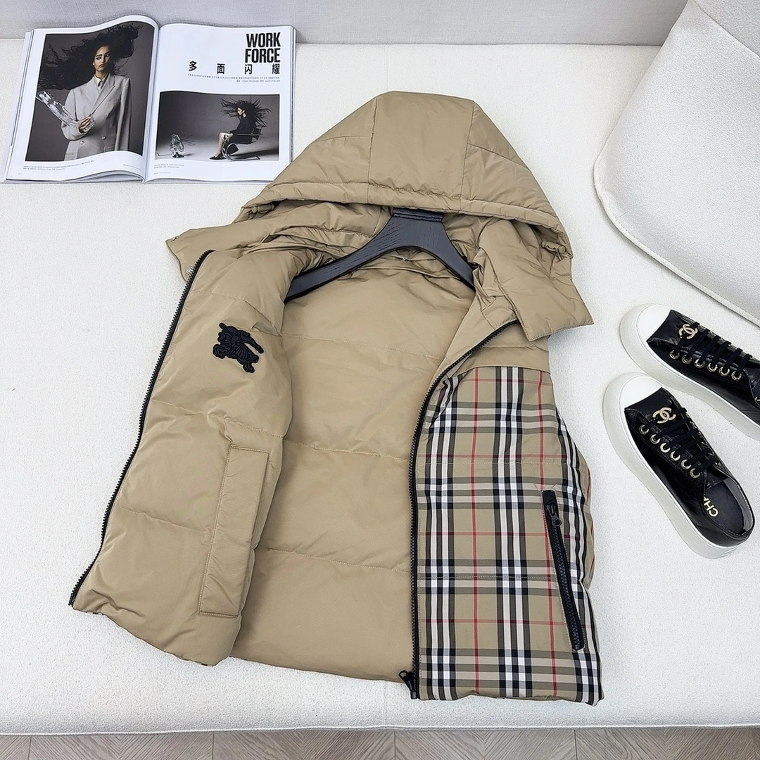 Top mirror Burberry Down Jackets
