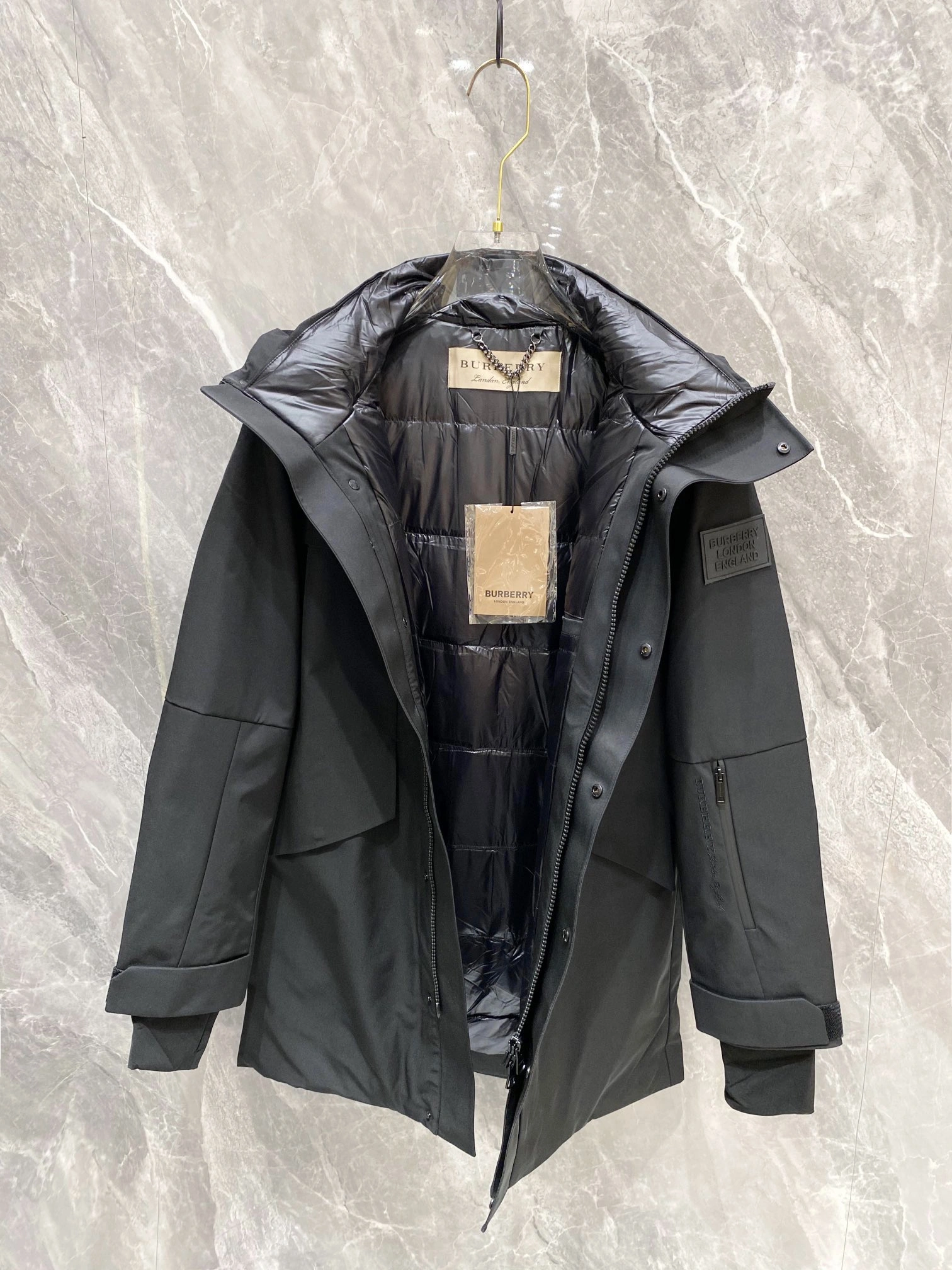 Discounted Burberry Down Jackets