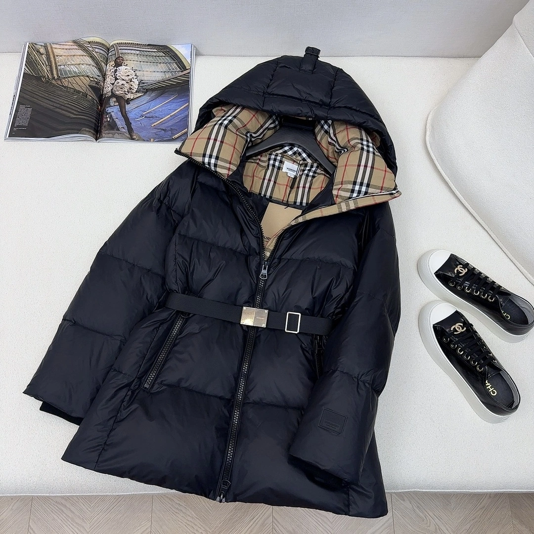 Accurate model Burberry Down Jackets