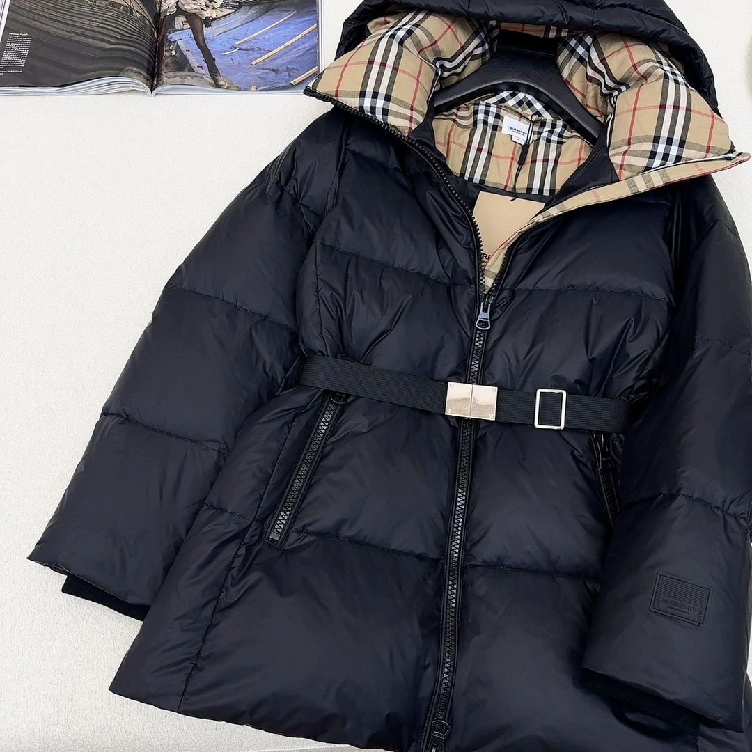 Accurate model Burberry Down Jackets