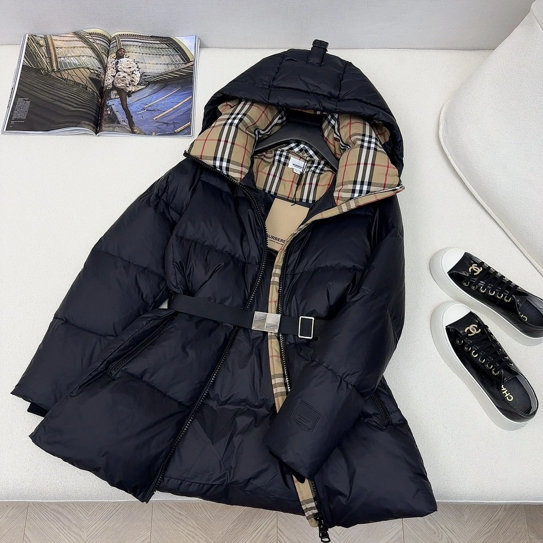 Accurate model Burberry Down Jackets