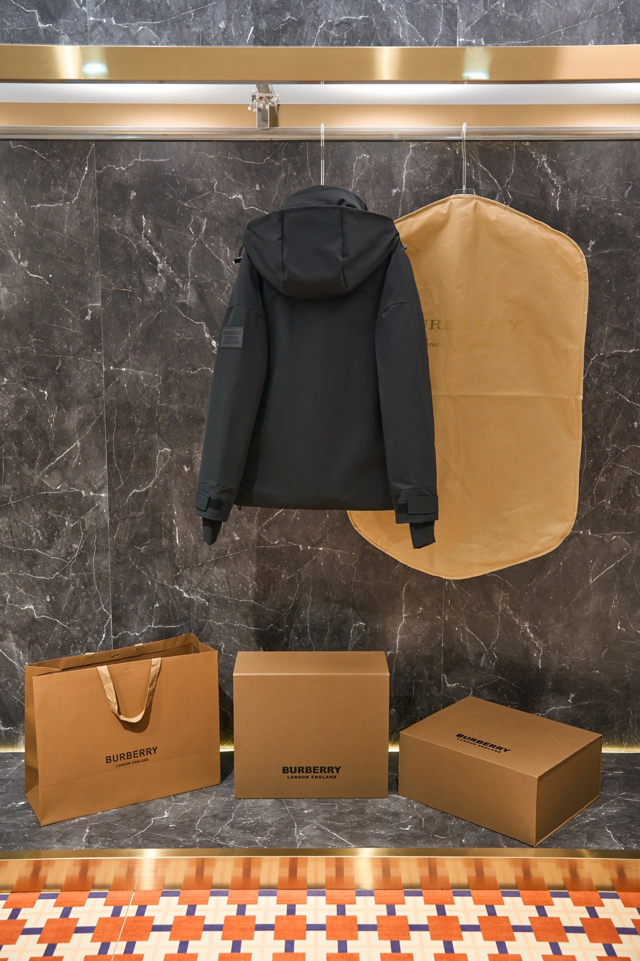 Brand-original Burberry Down Jackets