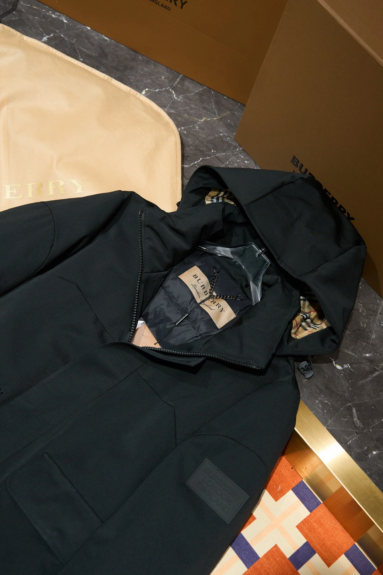 Brand-original Burberry Down Jackets