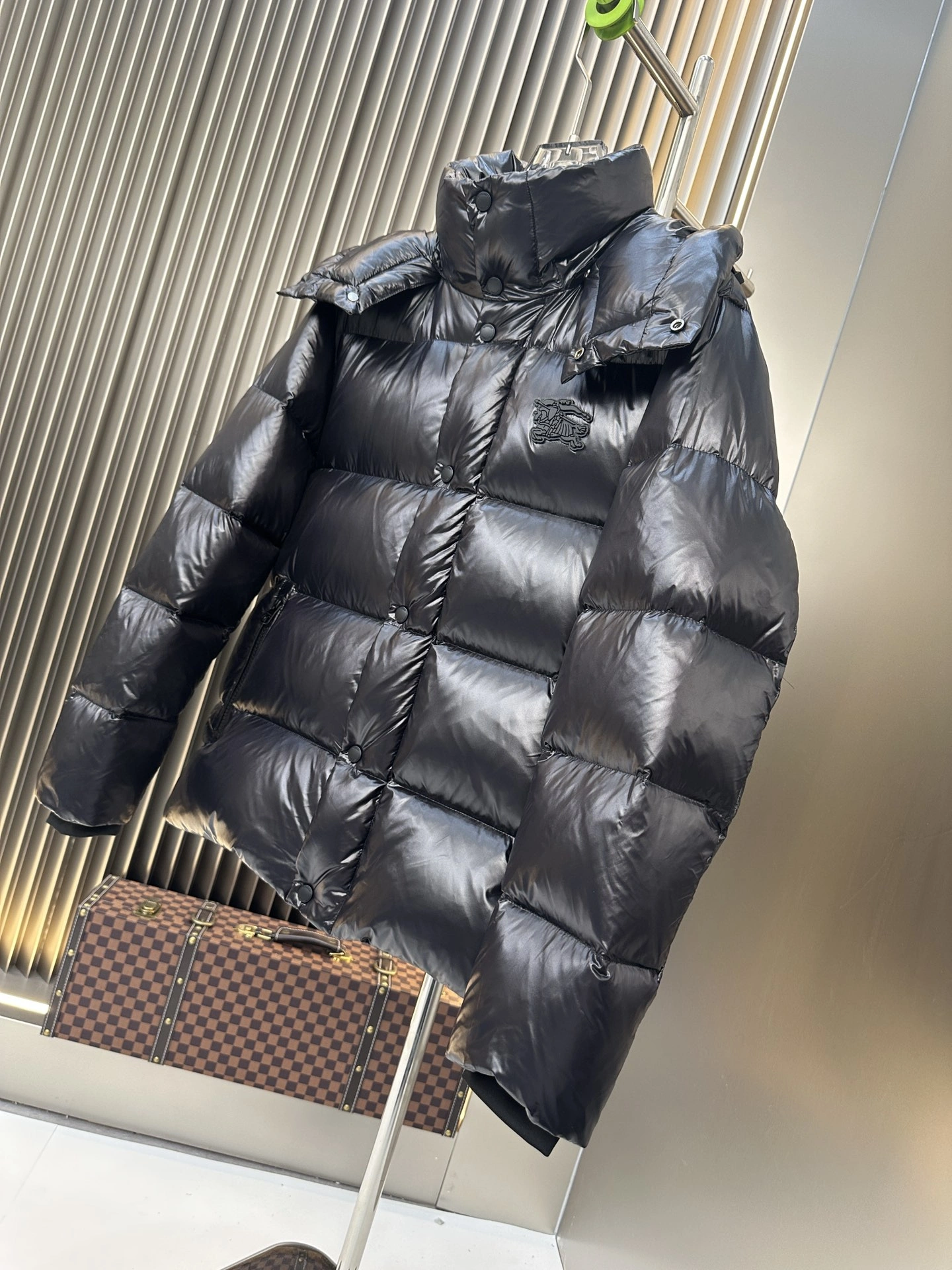 Low-cost Burberry Down Jackets