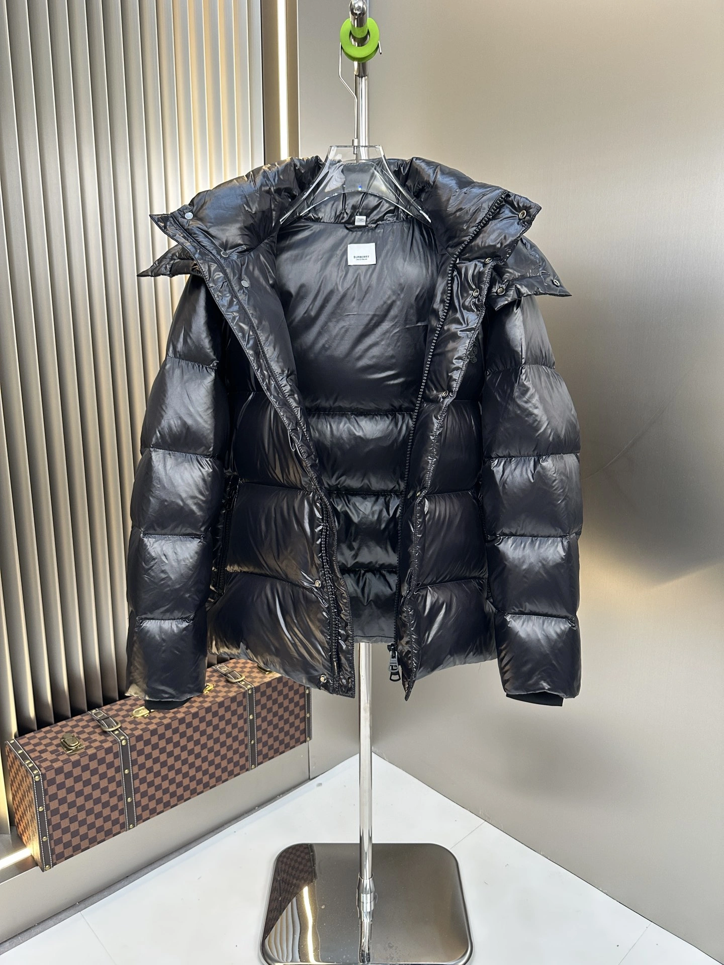 Low-cost Burberry Down Jackets