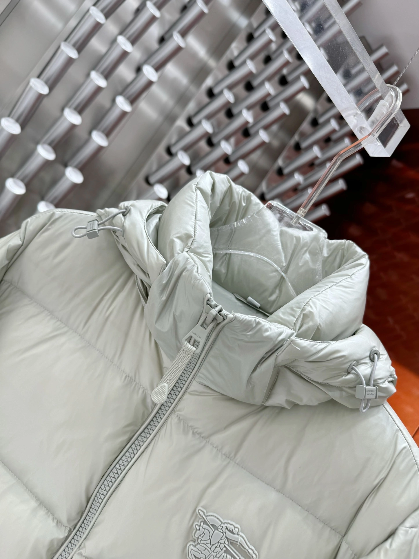 Inexpensive Burberry Down Jackets
