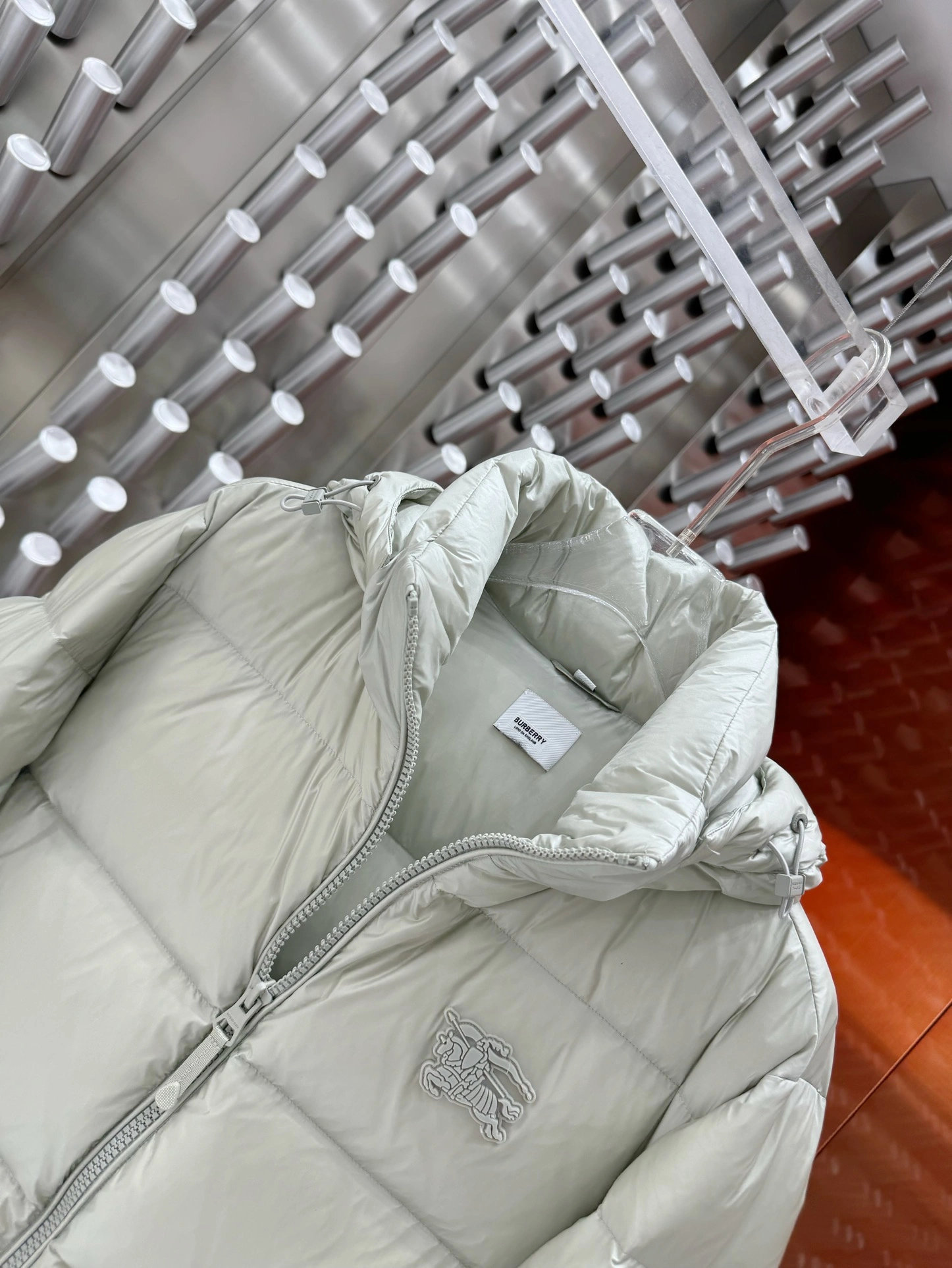 Inexpensive Burberry Down Jackets