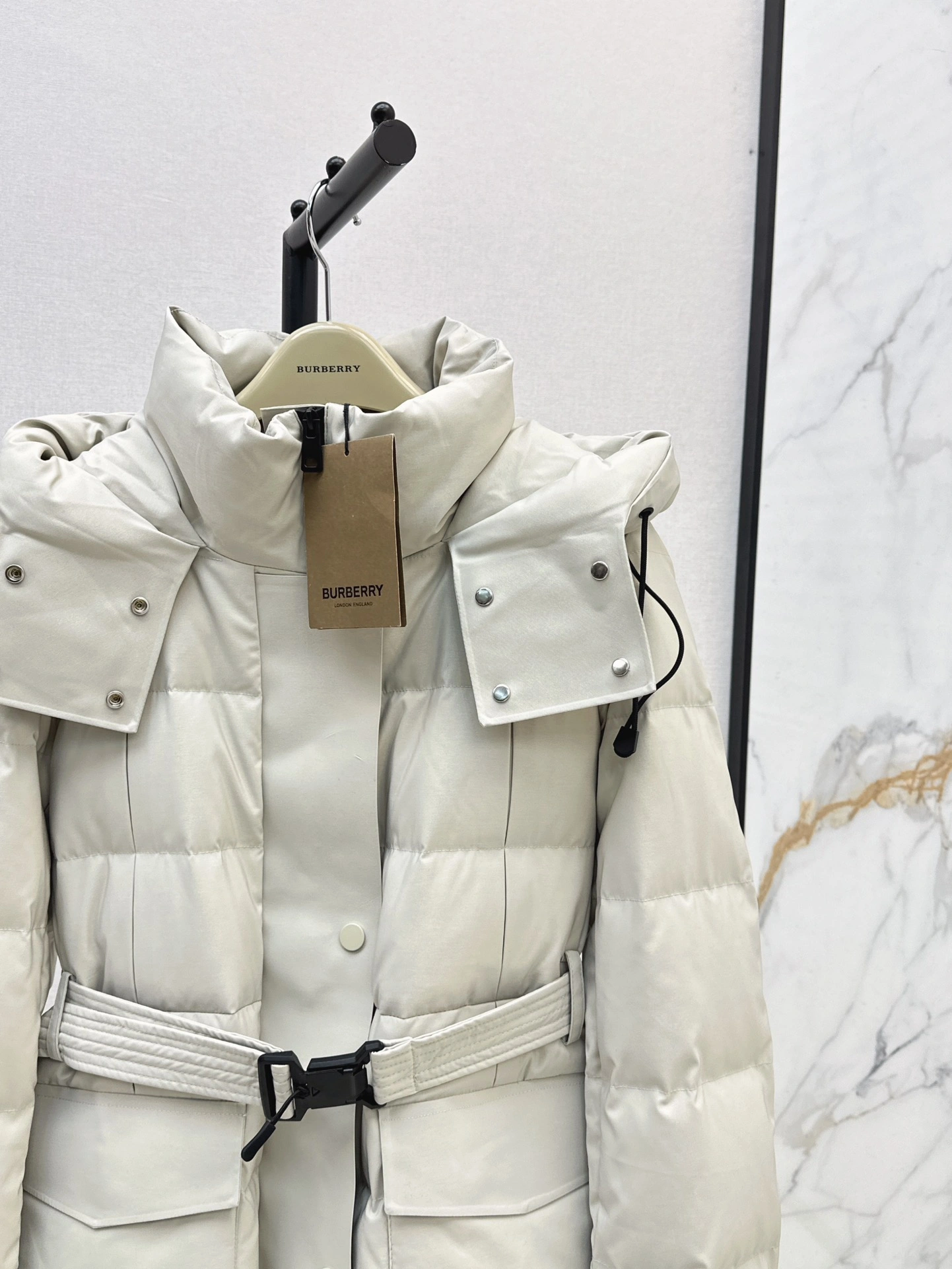 Accurate model Burberry Down Jackets