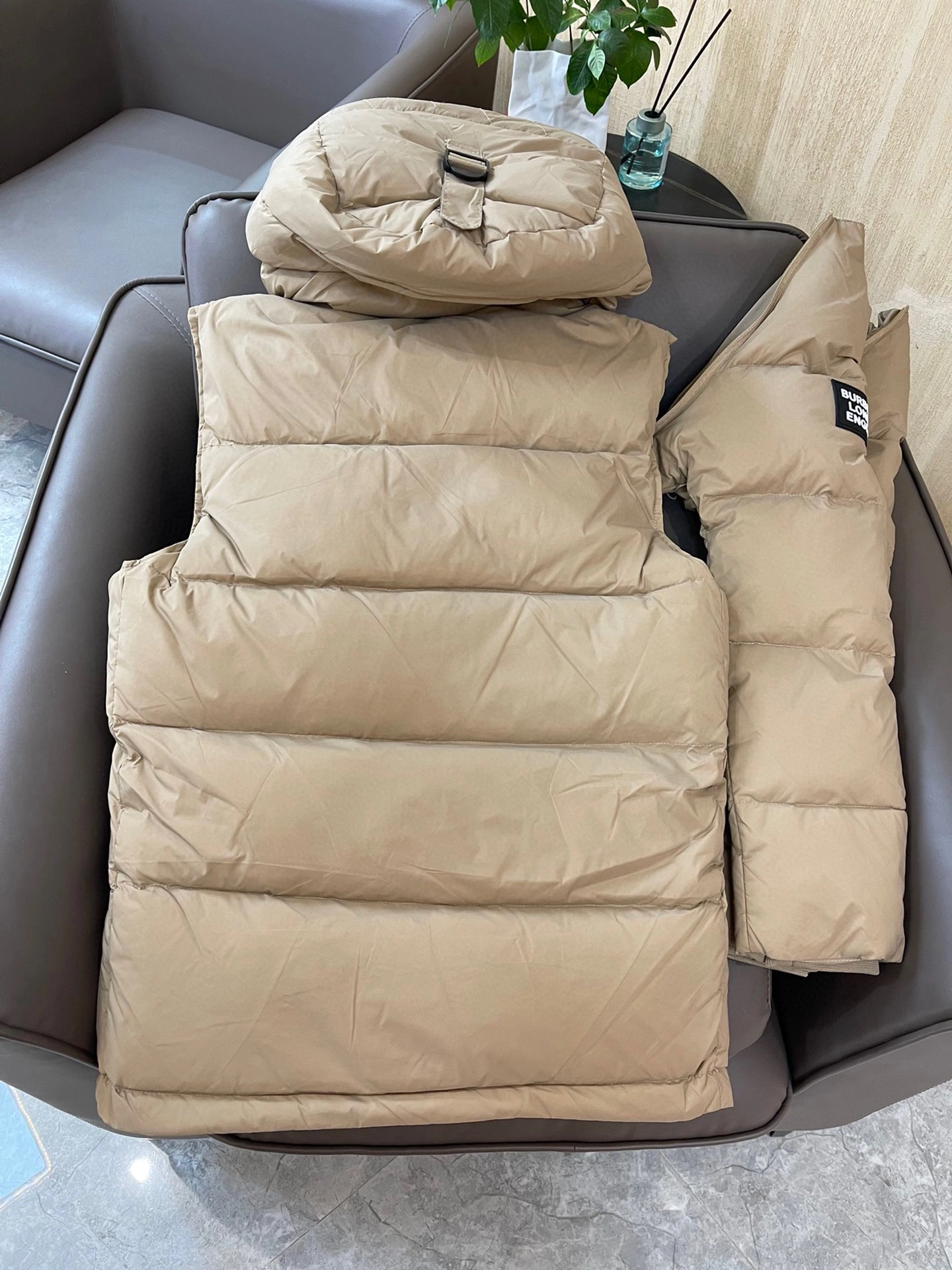 High accuracy Burberry Down Jackets