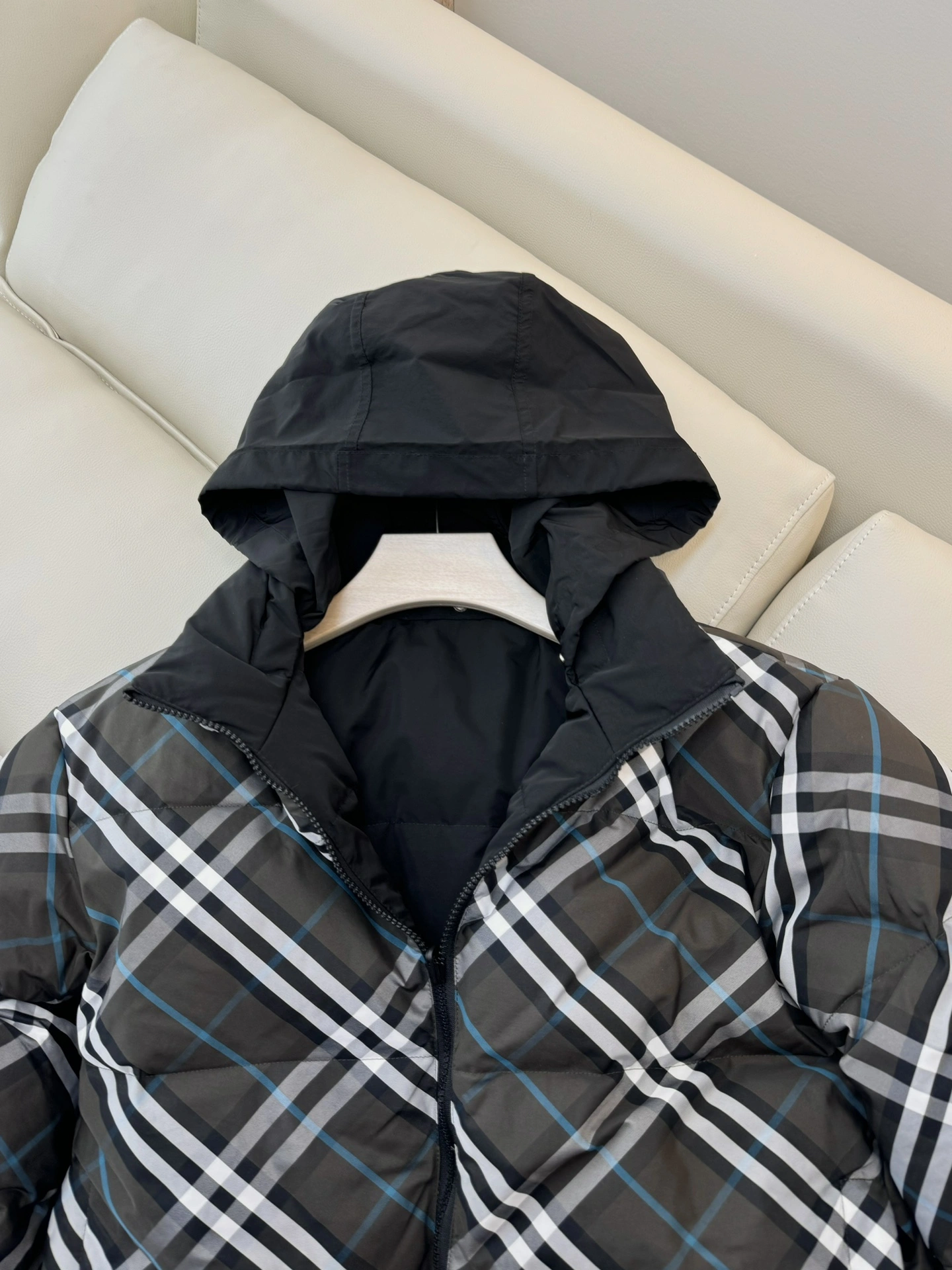 Perfect replica Burberry Down Jackets