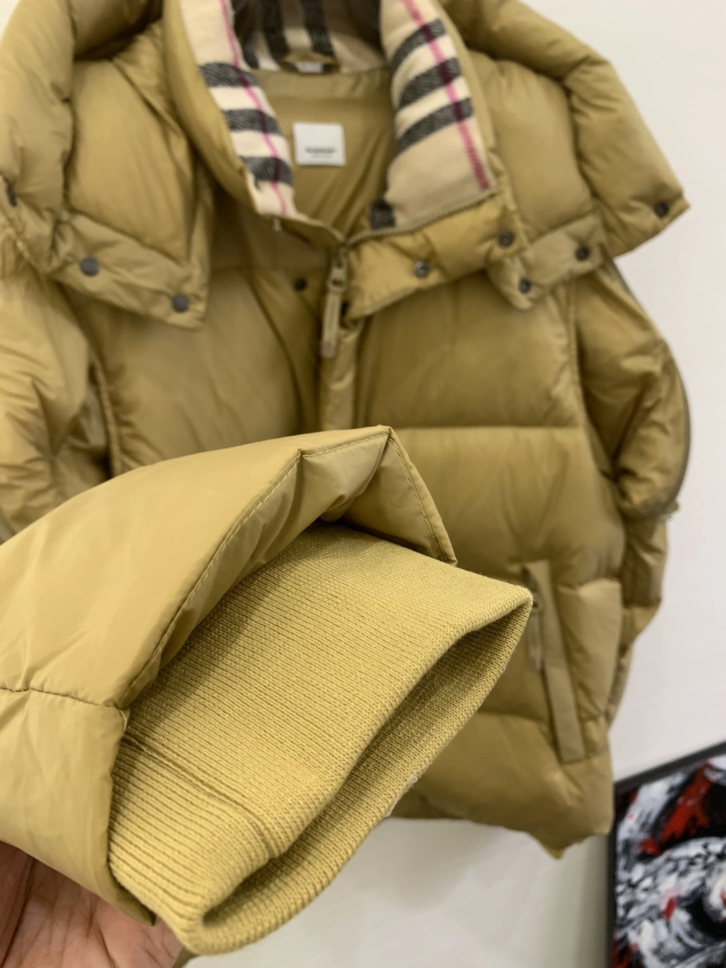 Cut-rate Burberry Down Jackets