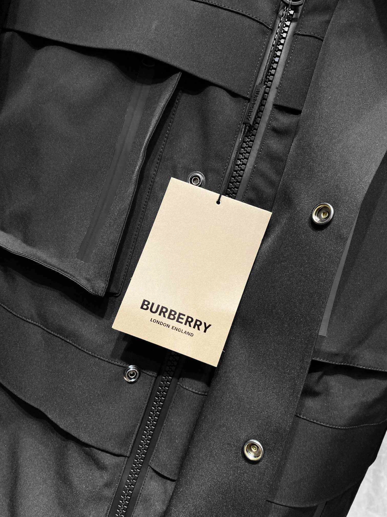 Official Burberry Down Jackets