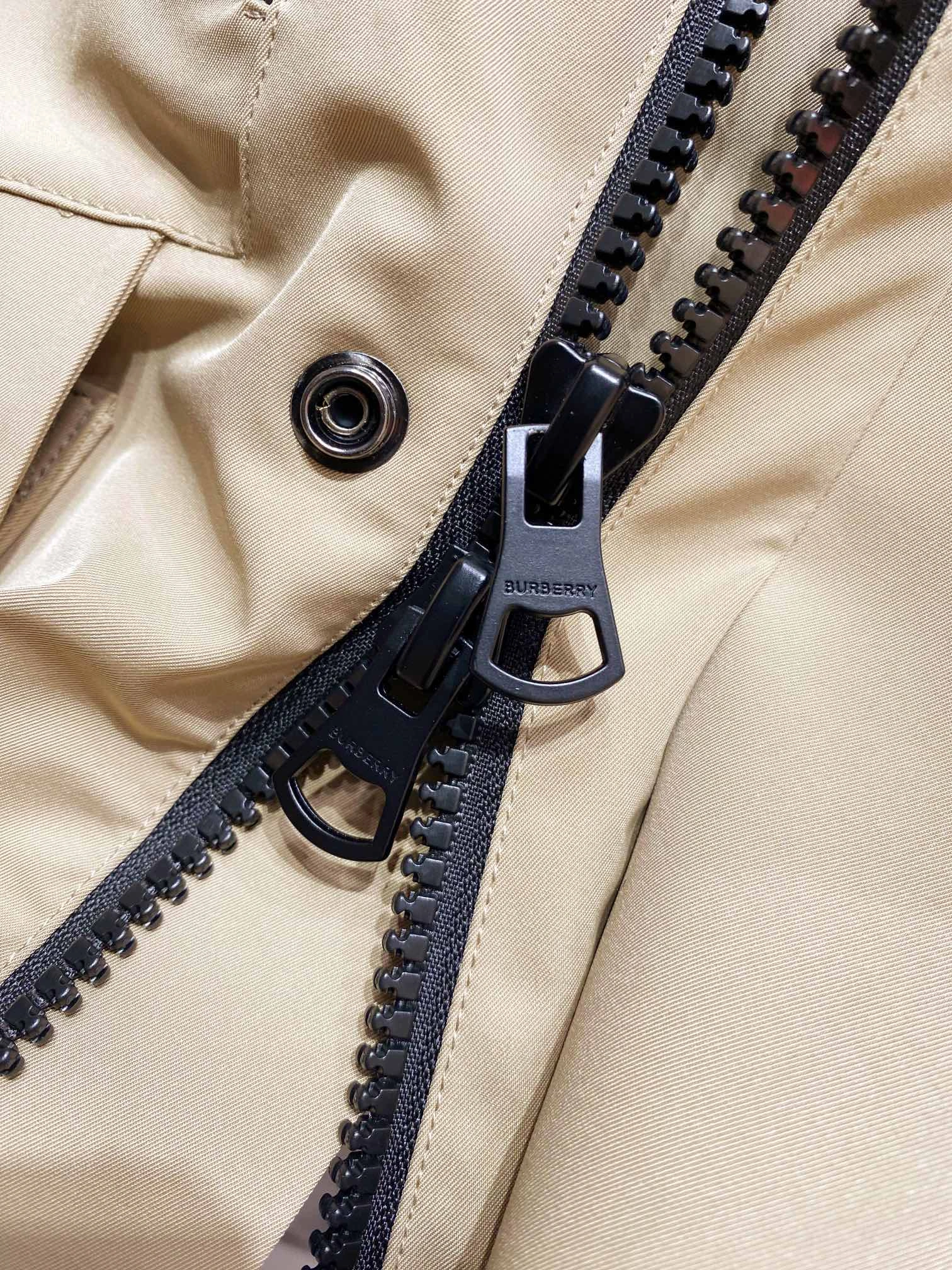 High accuracy Burberry Down Jackets