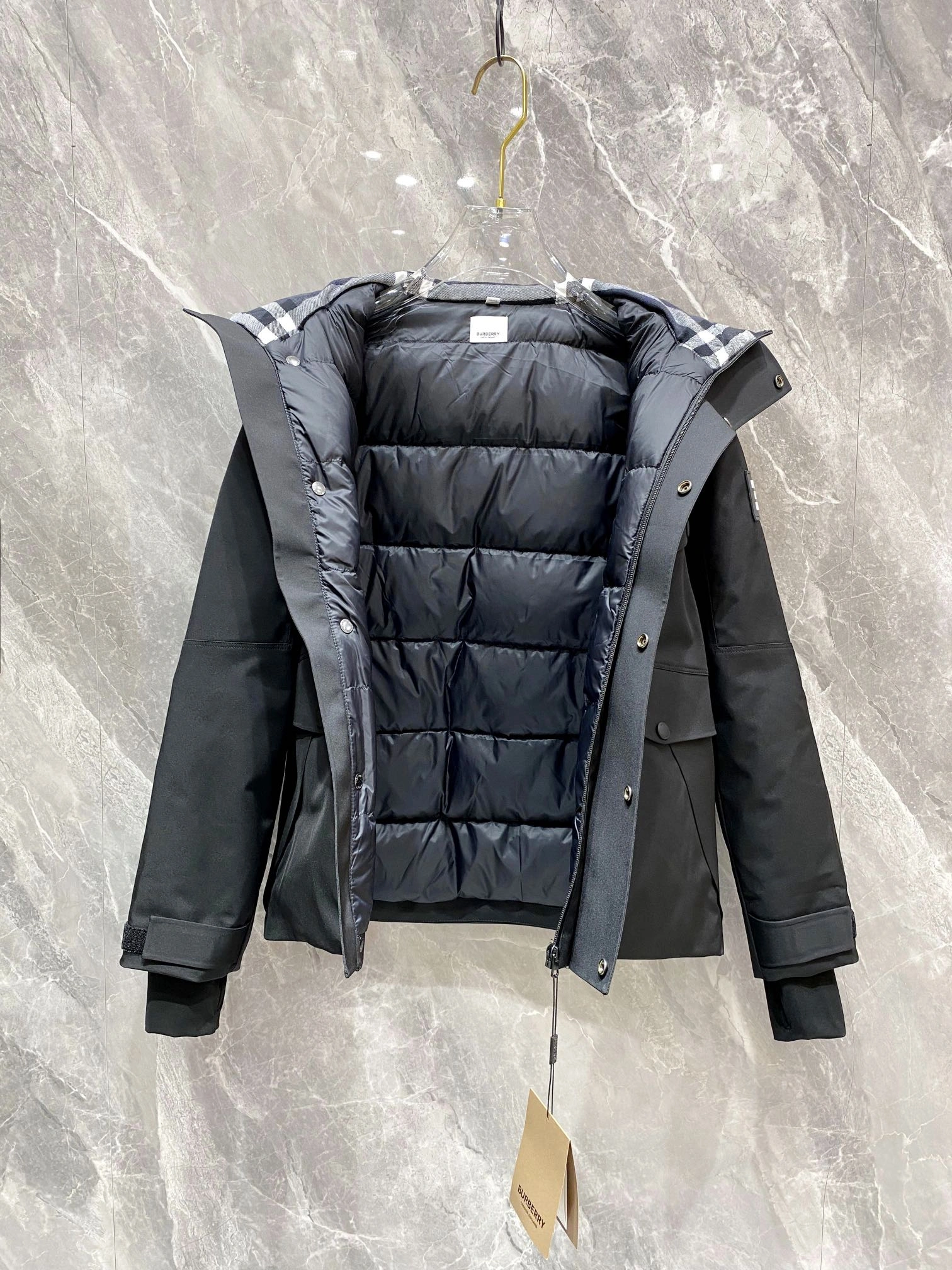 Cut-rate Burberry Down Jackets