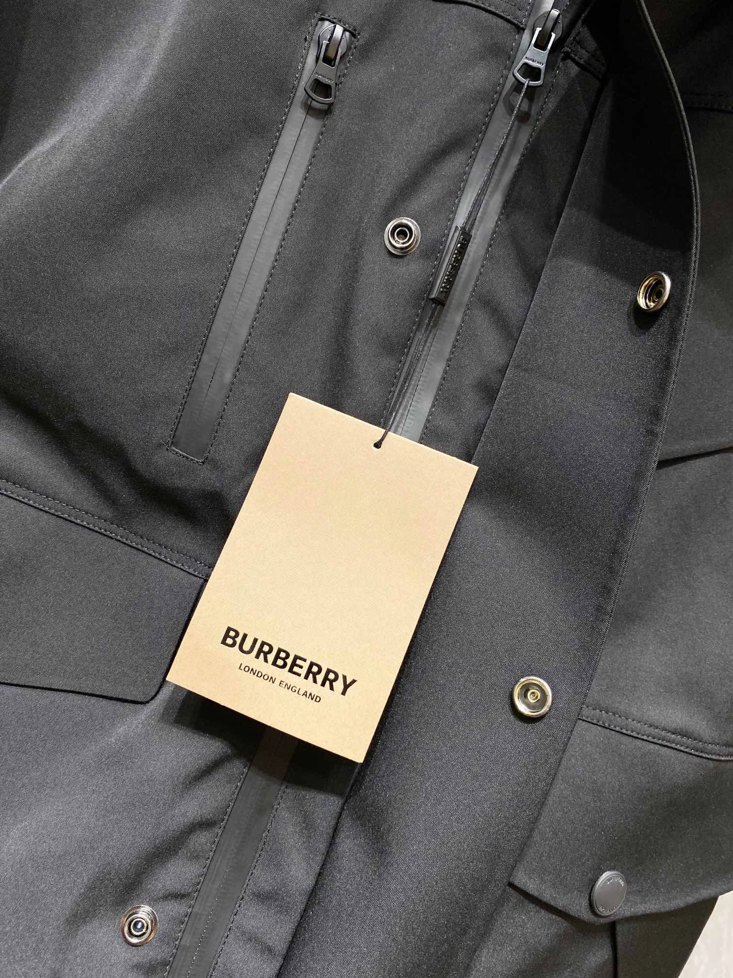 Cut-rate Burberry Down Jackets