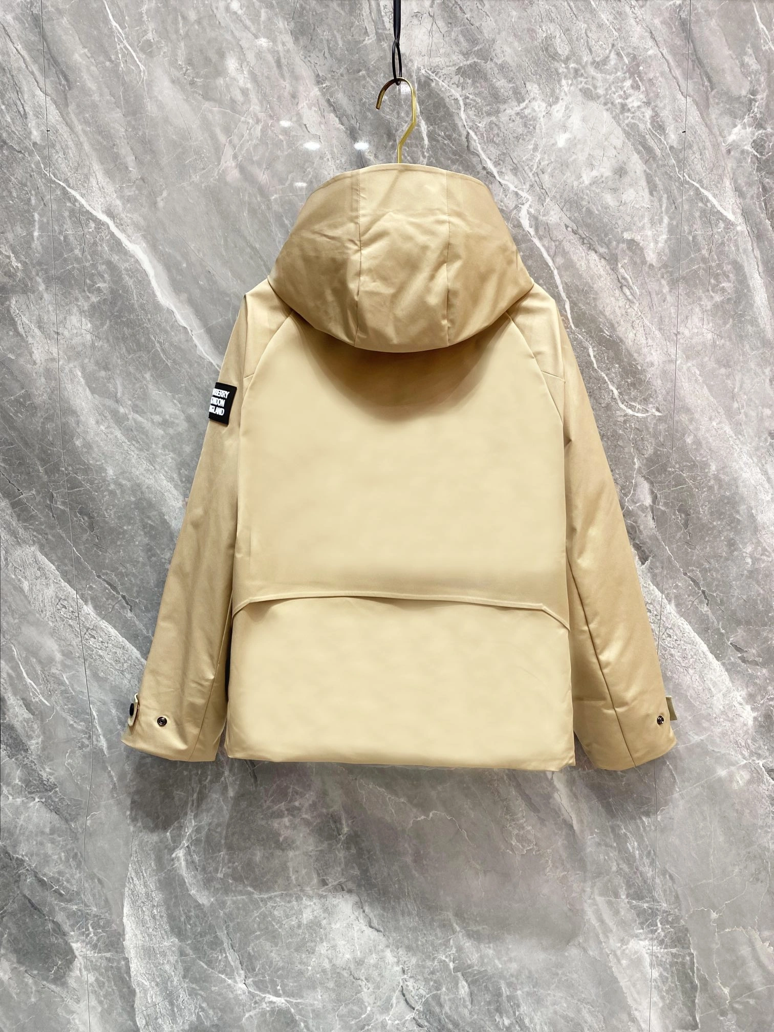 Bargain Burberry Down Jackets
