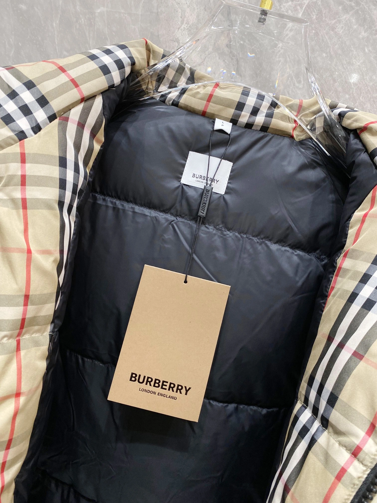Bargain Burberry Down Jackets