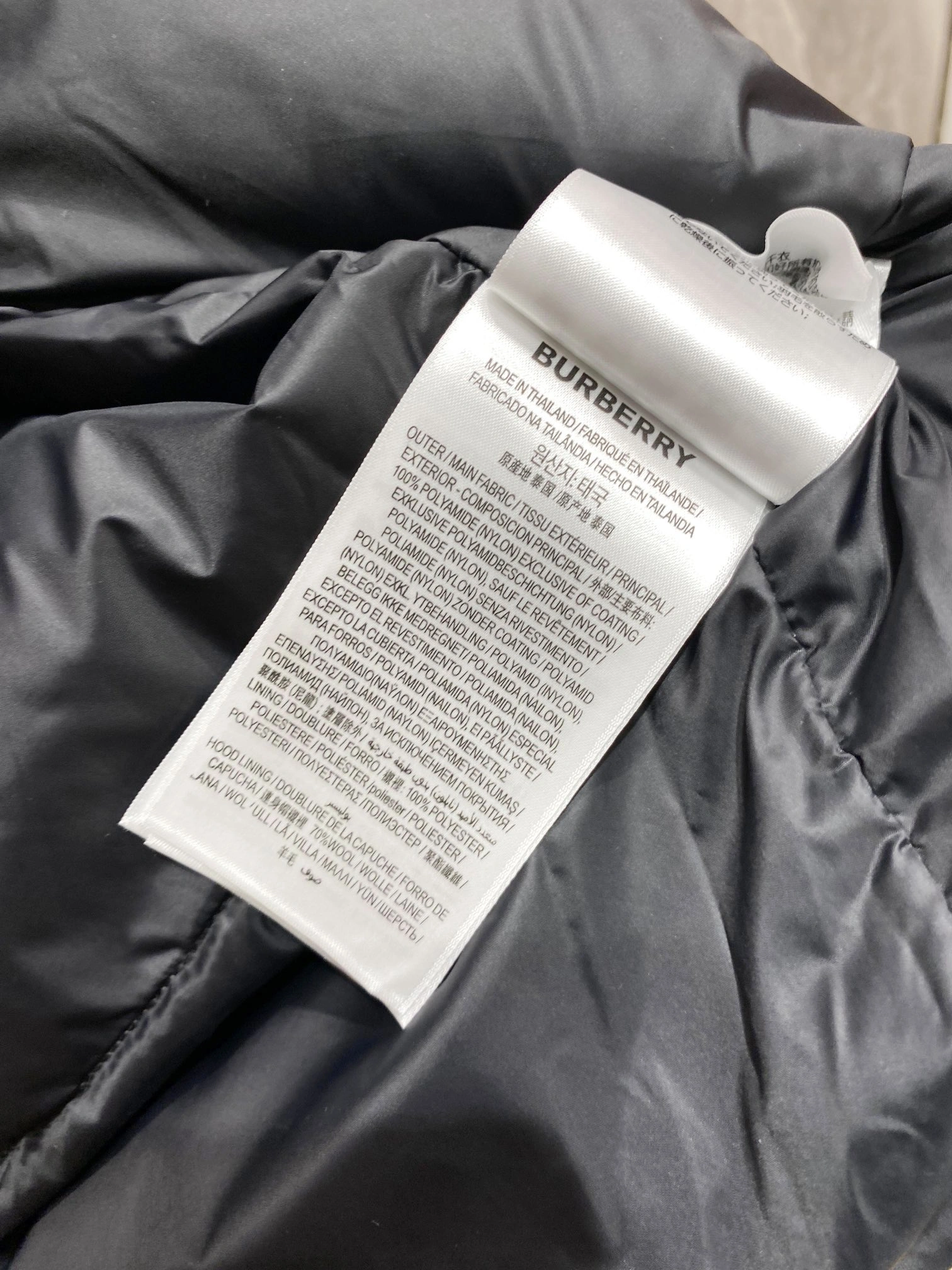 Bargain Burberry Down Jackets