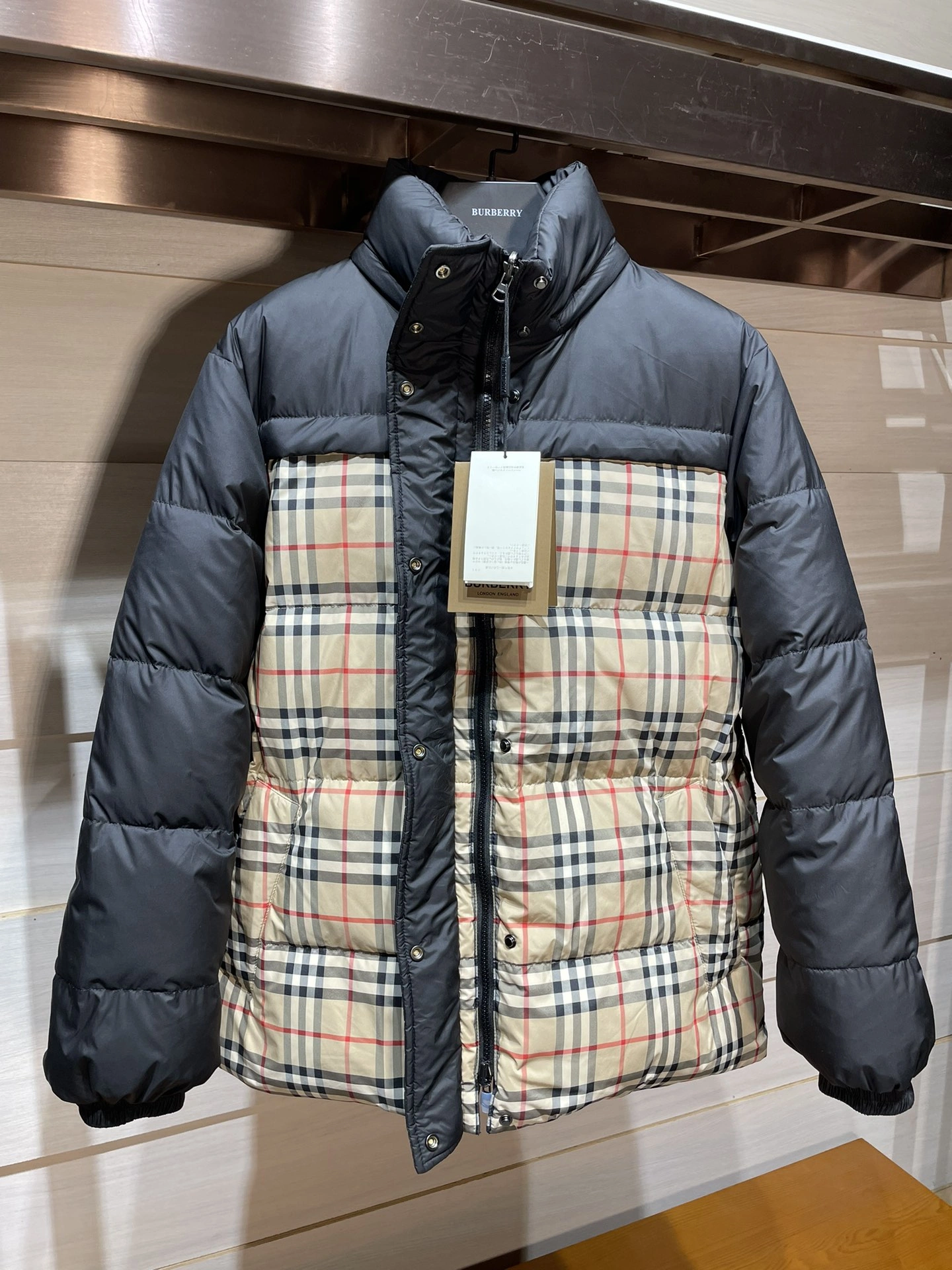 Discounted Burberry Down Jackets