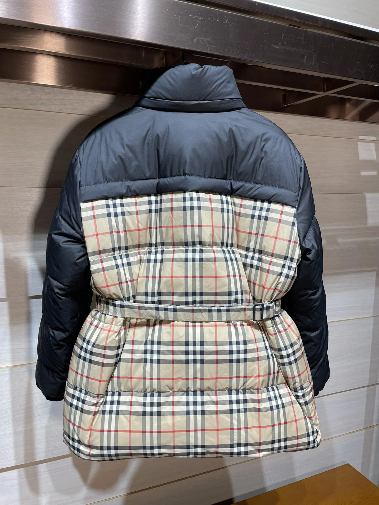Discounted Burberry Down Jackets