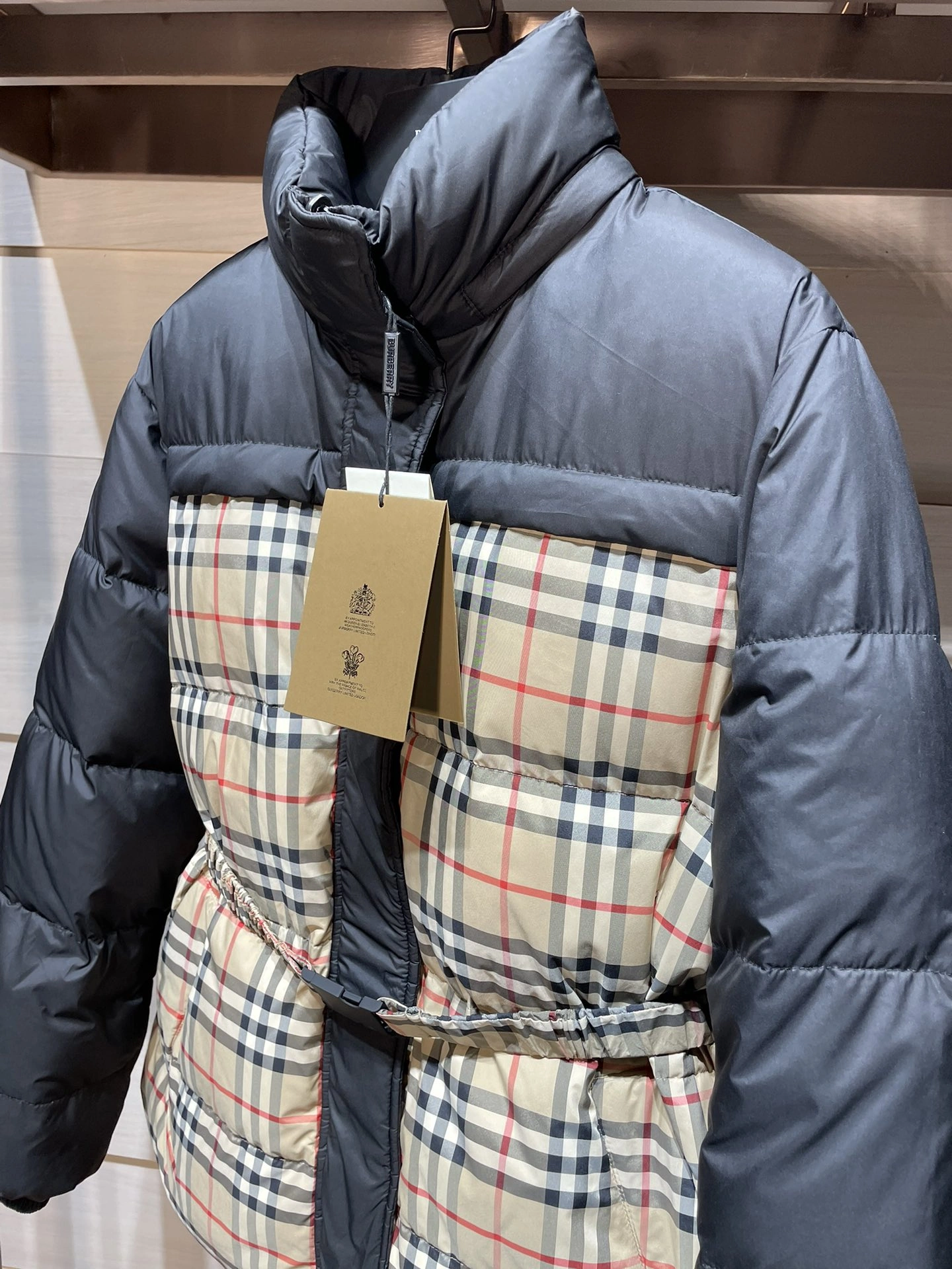 Discounted Burberry Down Jackets