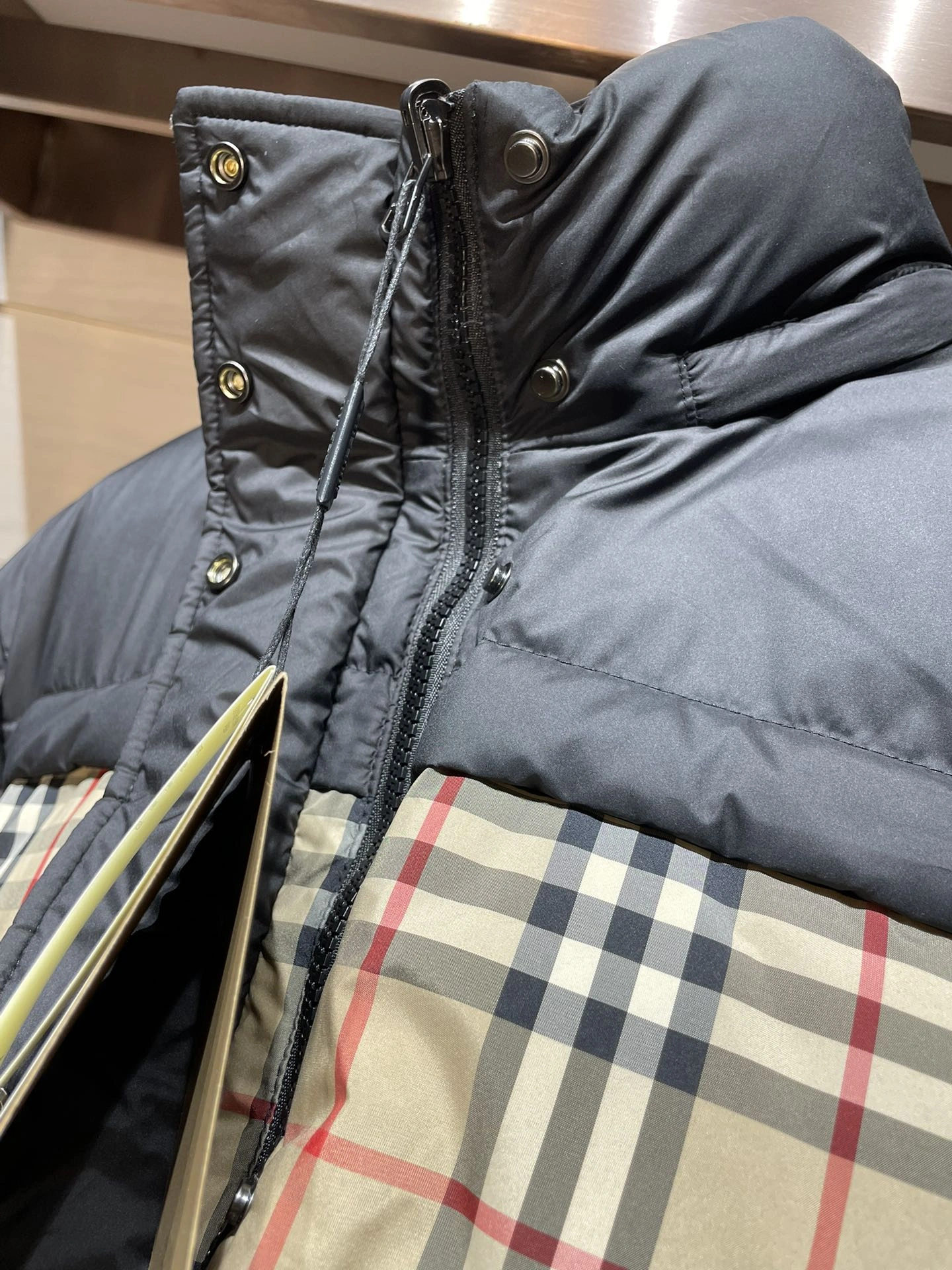 Discounted Burberry Down Jackets