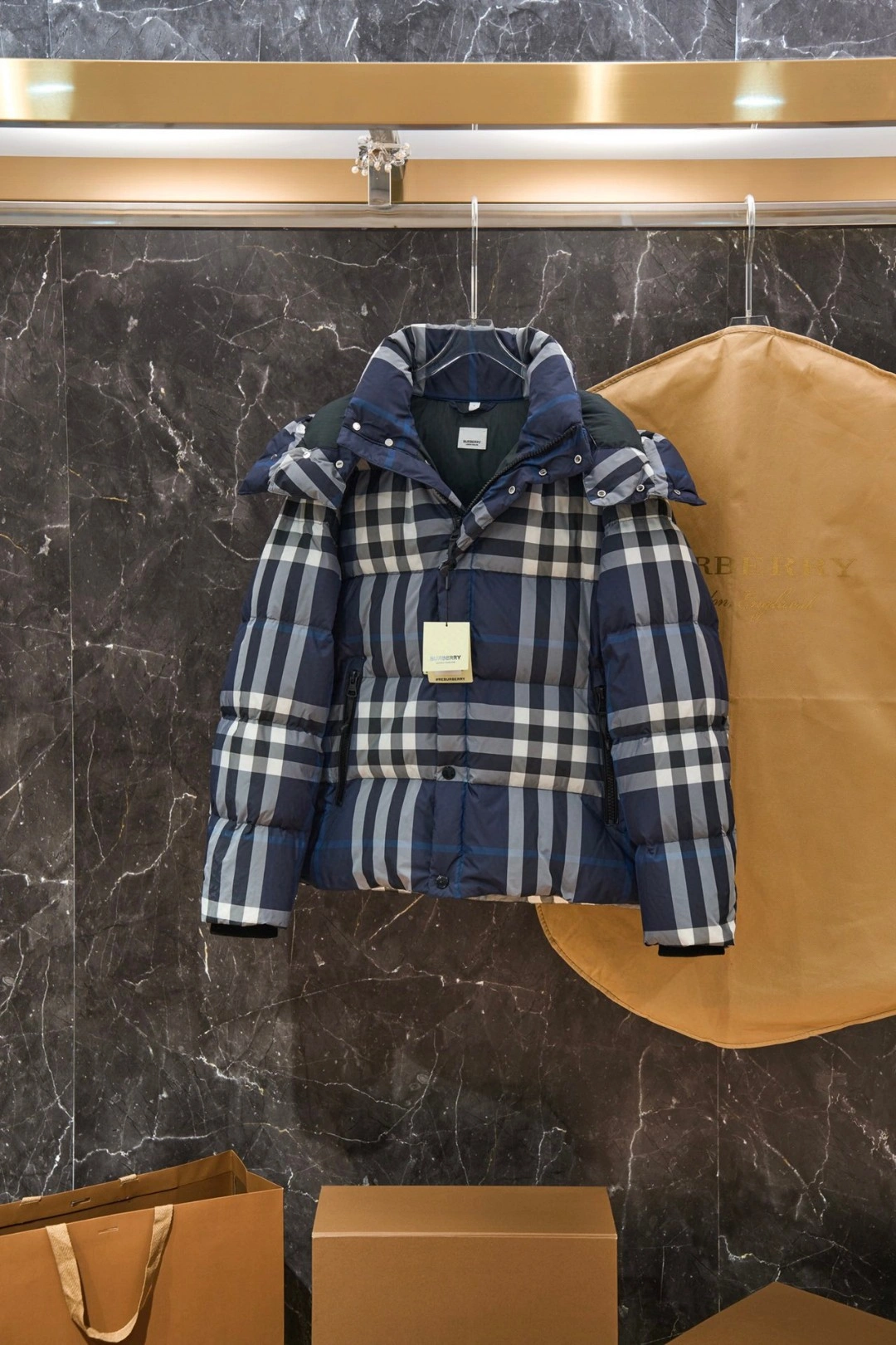 Low-cost Burberry Down Jackets