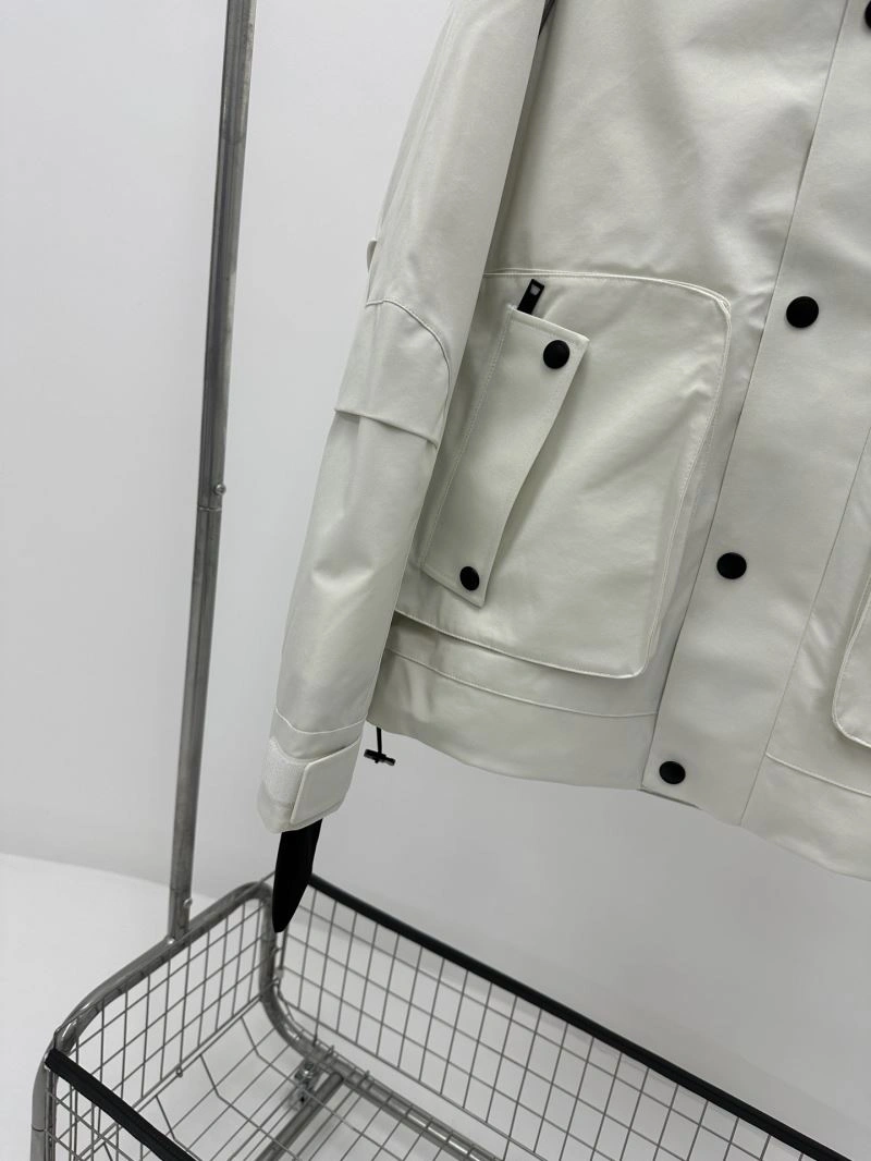 Accurate model Burberry Down Jackets