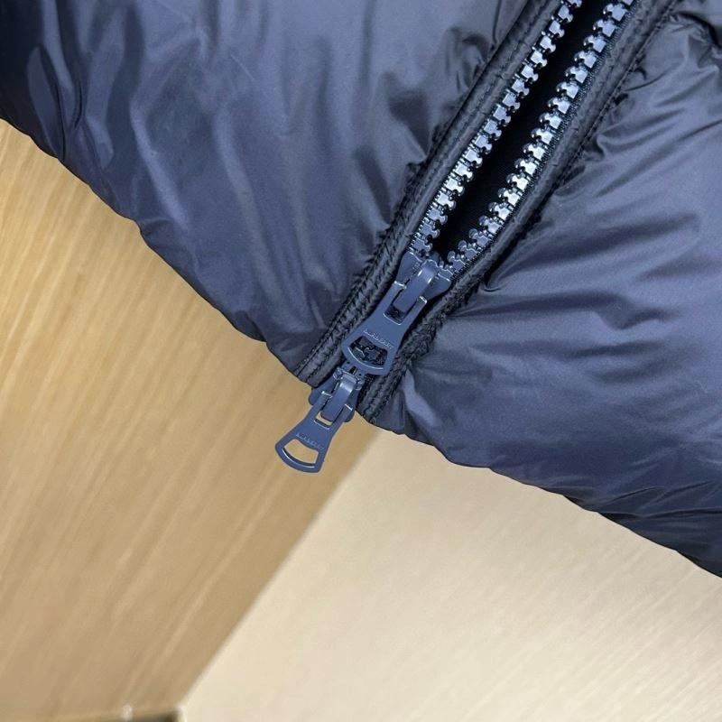 High accuracy Burberry Down Jackets