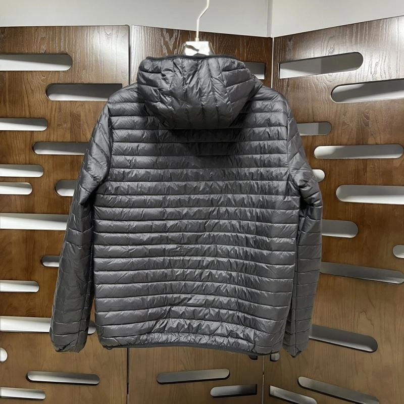 Accurate model Burberry Down Jackets