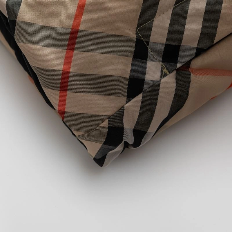 Discounted Burberry Down Jackets
