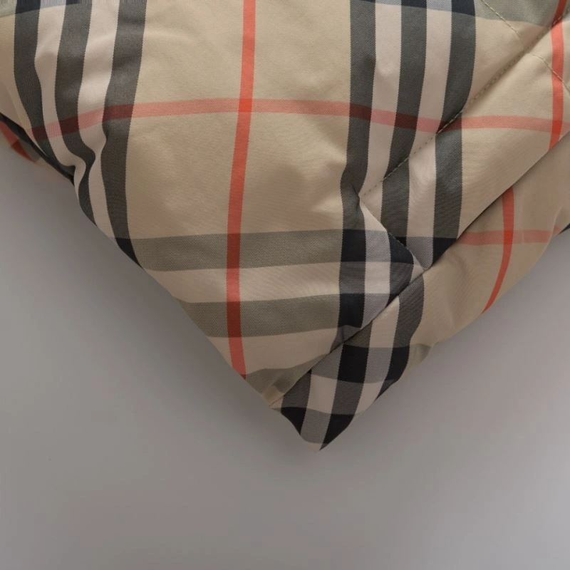 Low-cost Burberry Down Jackets