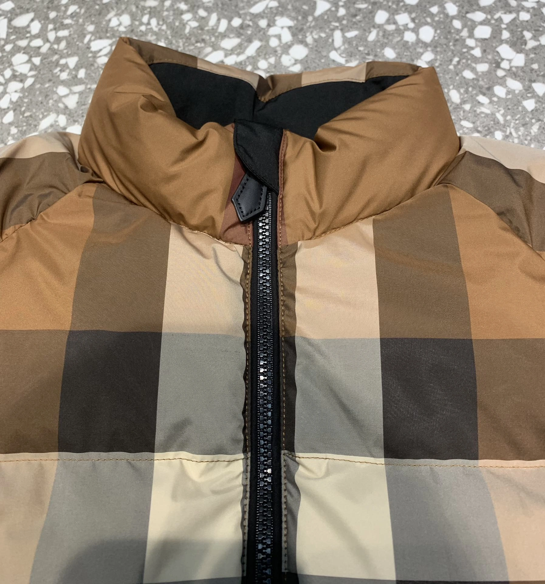 1:1 copy Burberry Down Jackets