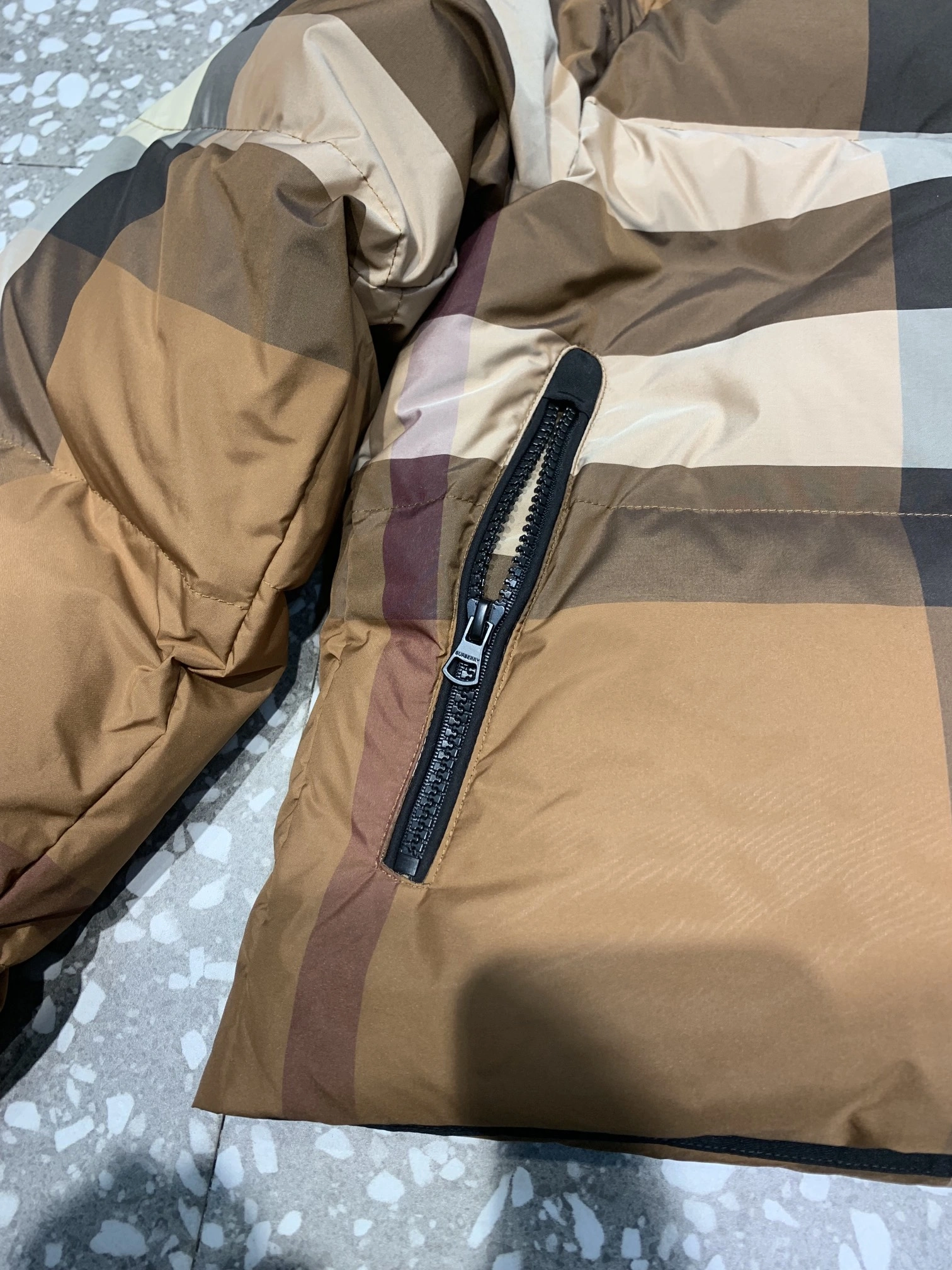 1:1 copy Burberry Down Jackets