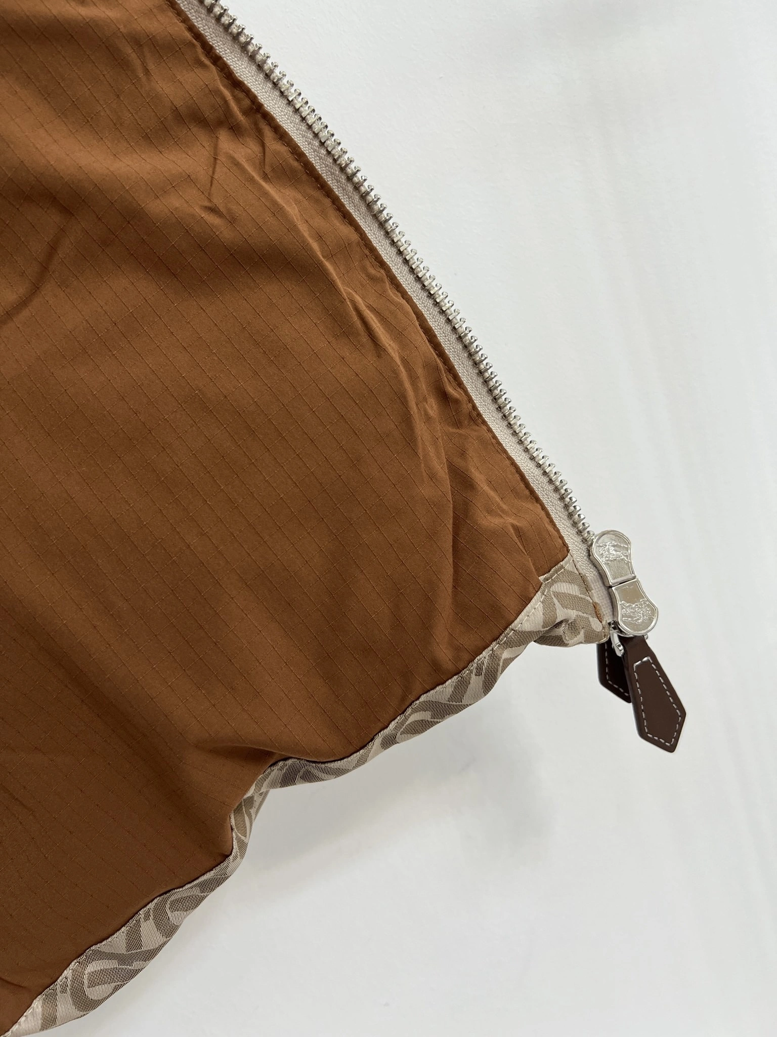 1:1 copy Burberry Down Jackets