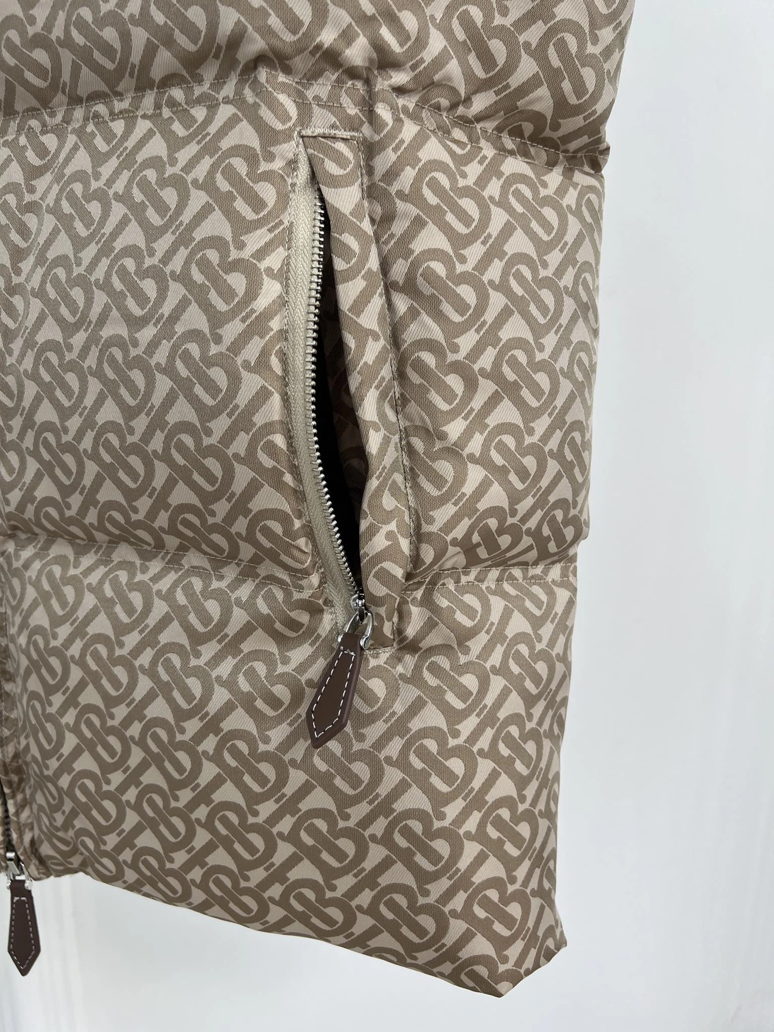 1:1 copy Burberry Down Jackets