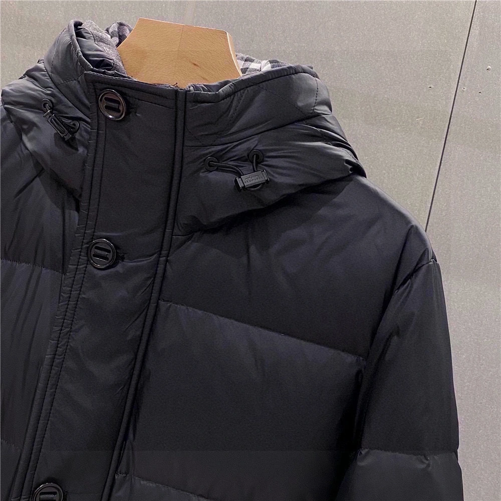 Bargain Burberry Down Jackets
