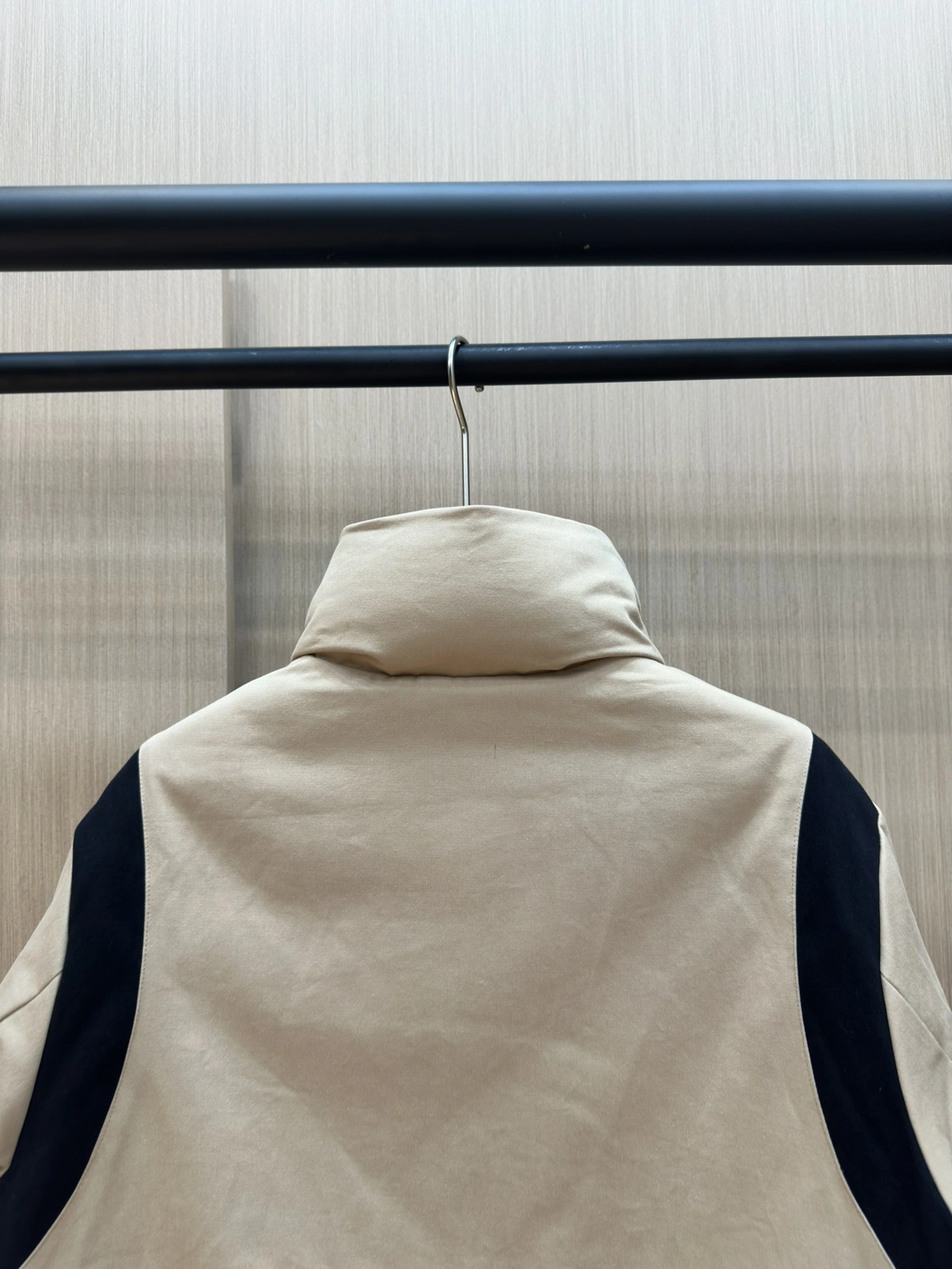 Bargain Burberry Down Jackets