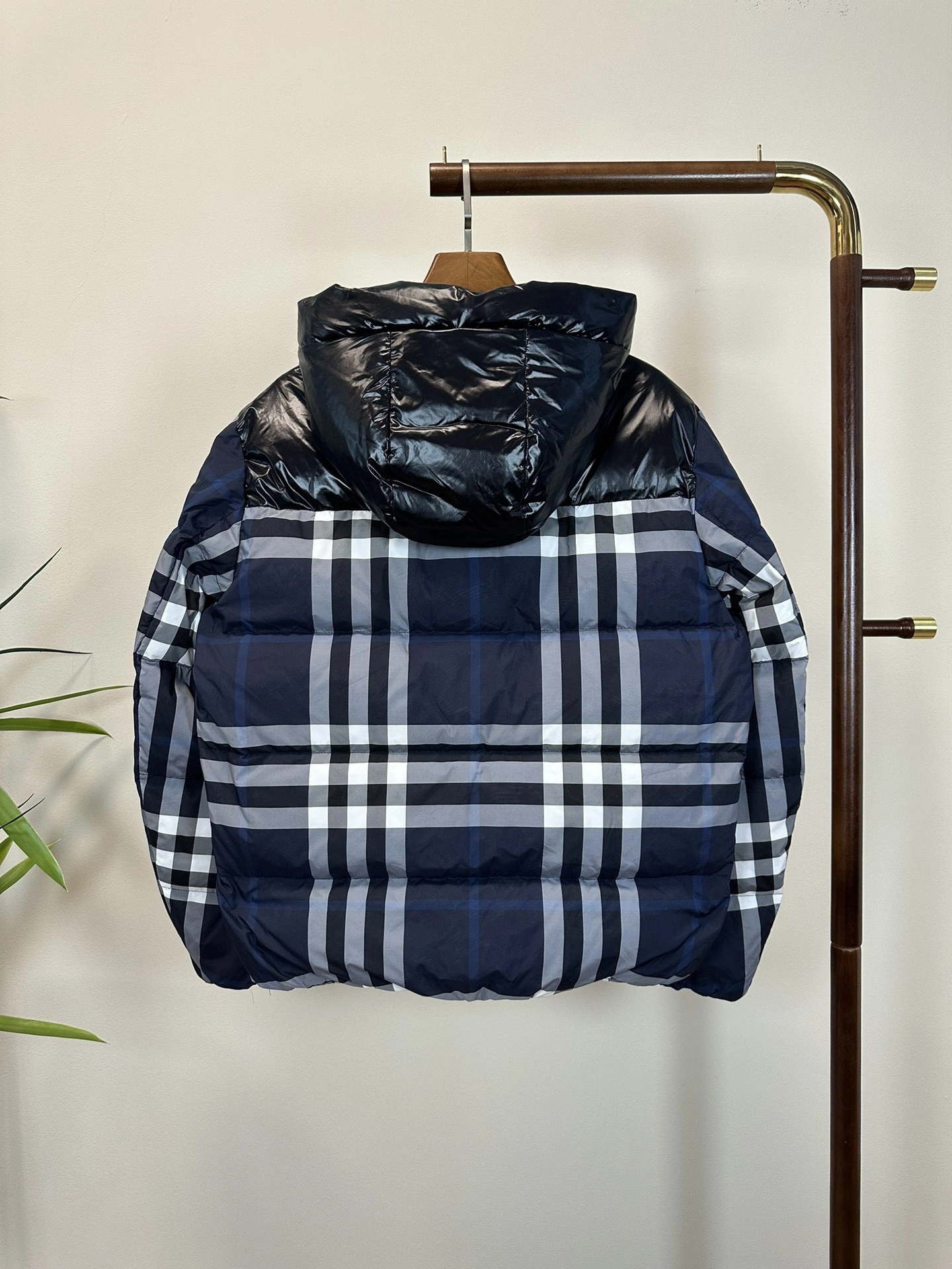 Cut-rate Burberry Down Jackets