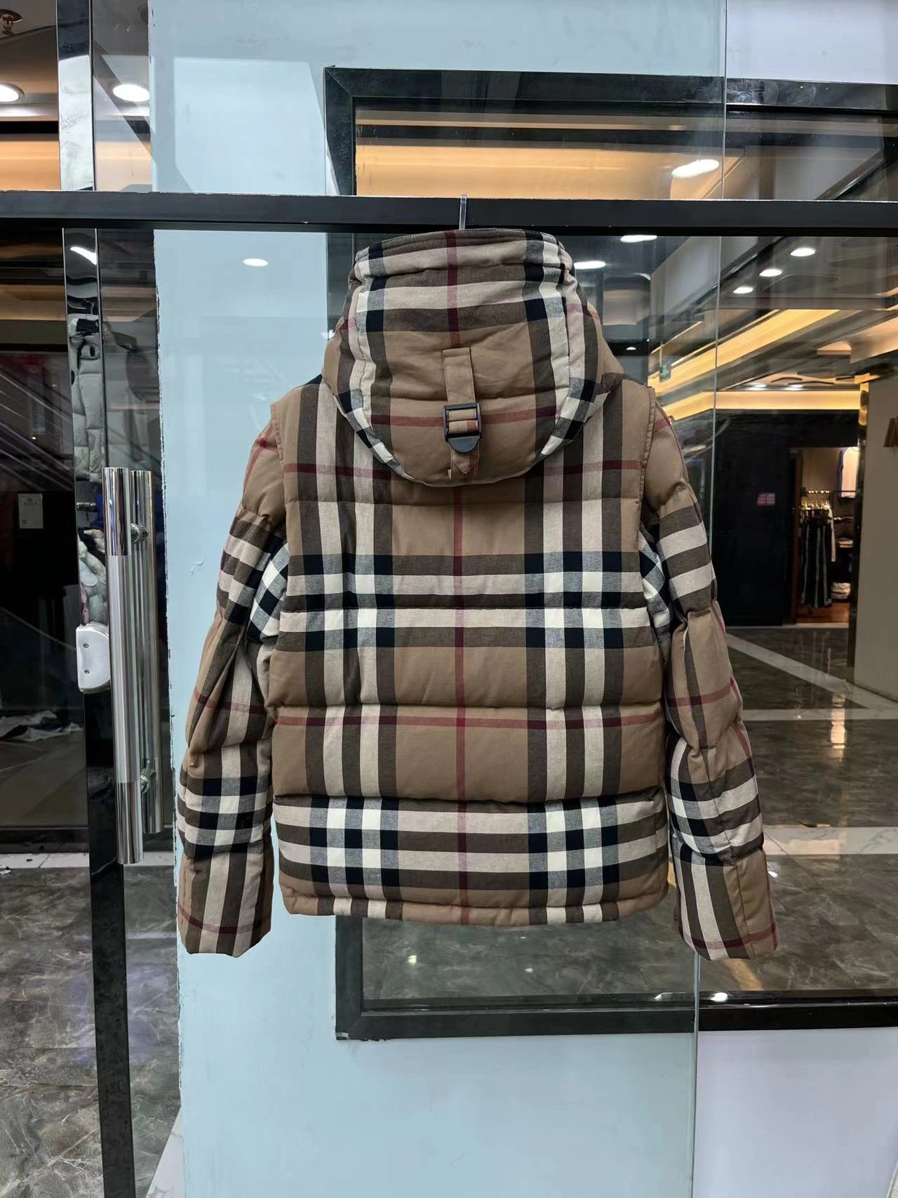 Discounted Burberry Down Jackets